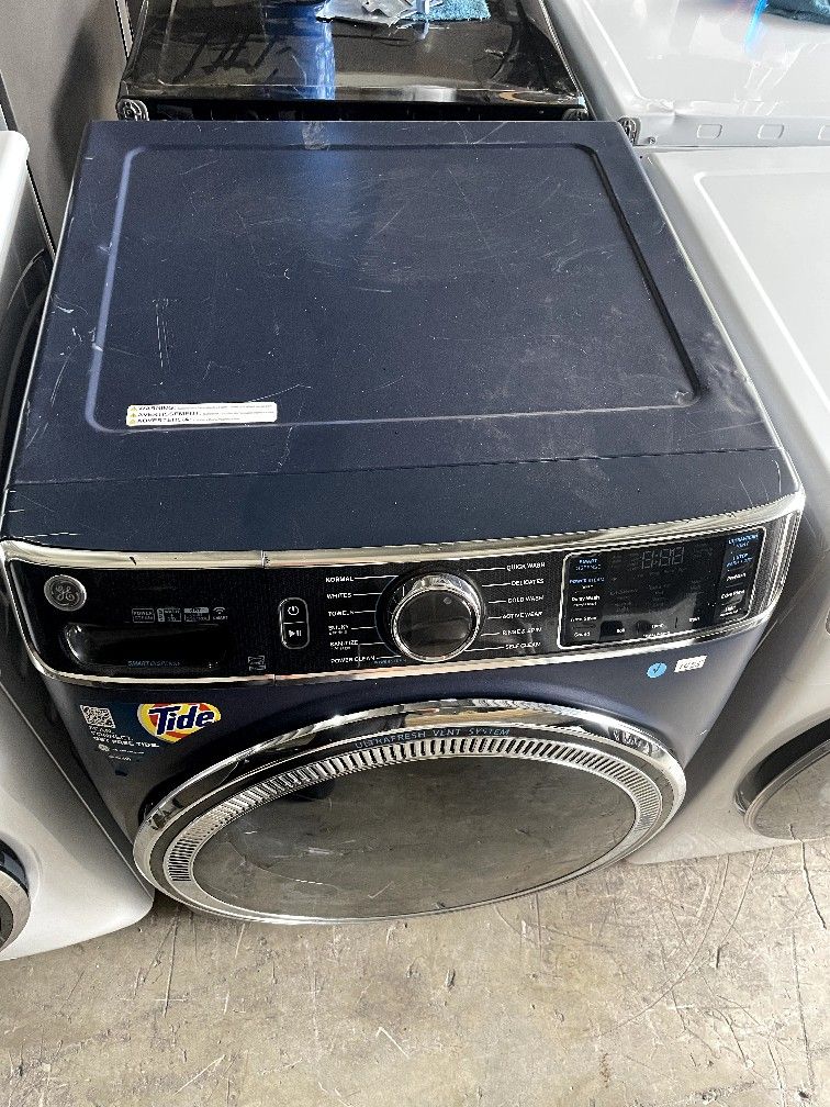 GE 27” front load washer stackable sapphire blue $500 for Sale in Miami ...