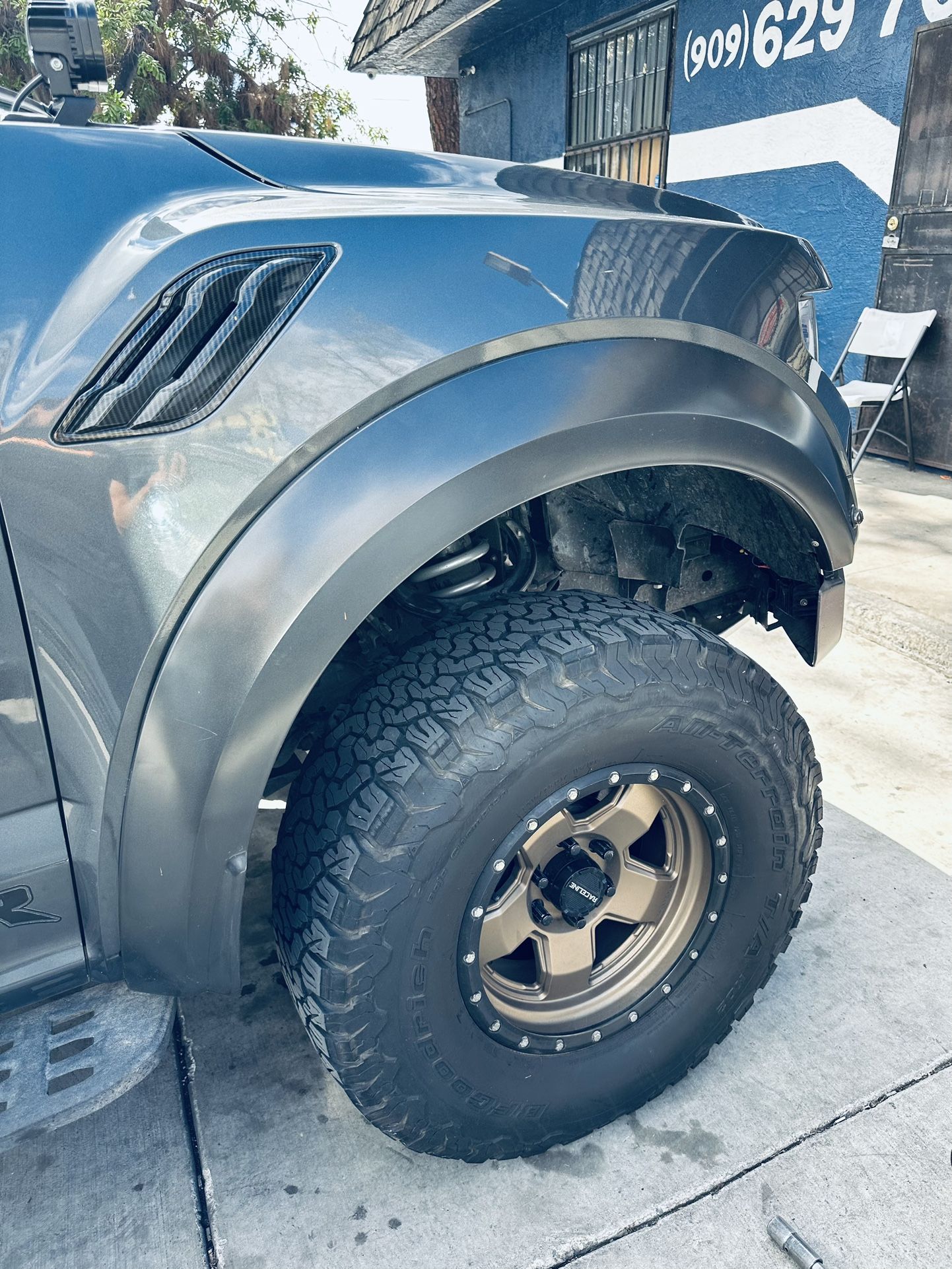 F-150 Ford Raptor 35” Wheels & tires for Sale in Pomona, CA - OfferUp