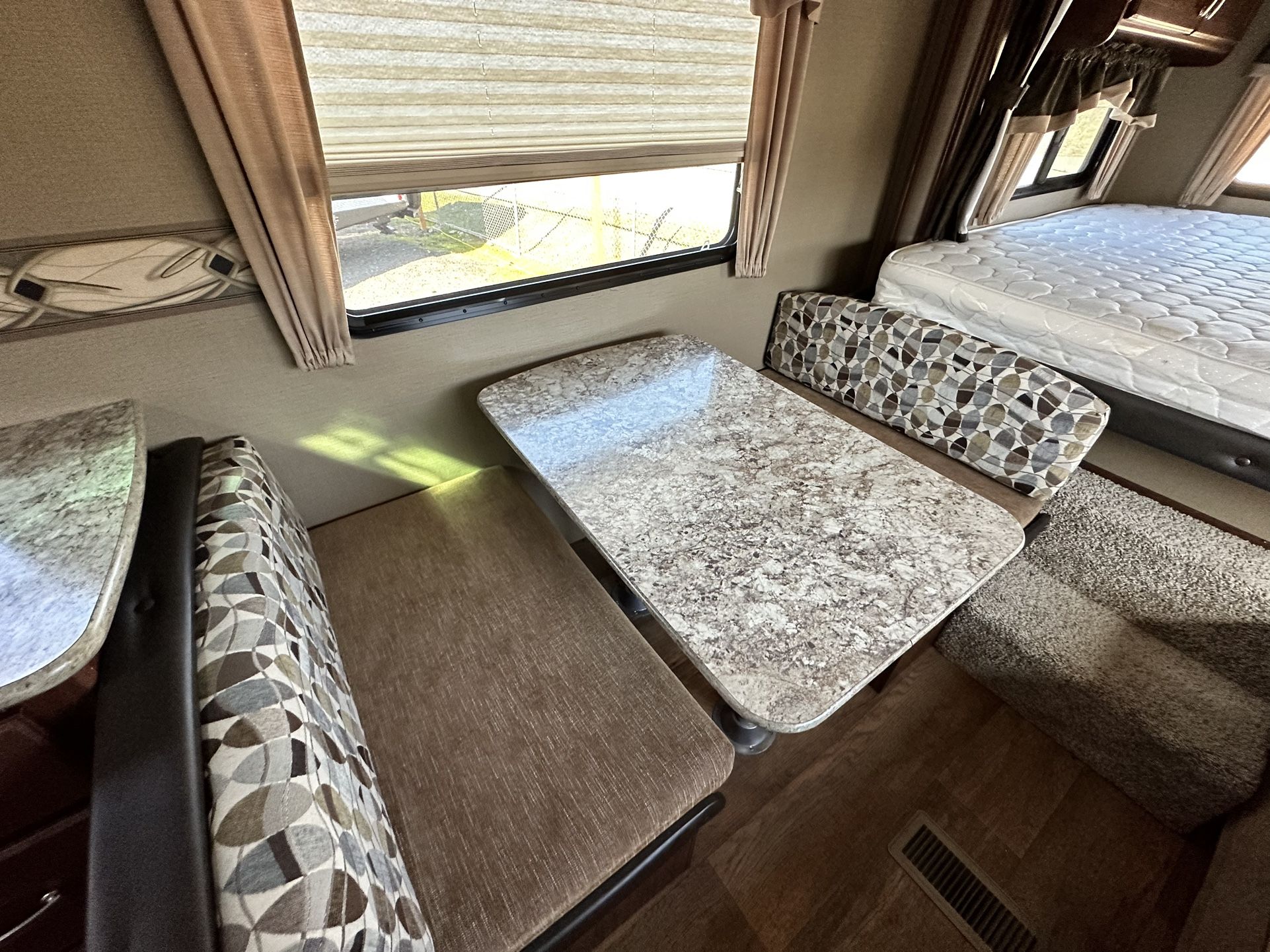 2015 Keystone Outback Terrain 210TRS for Sale in Lakewood, WA - OfferUp