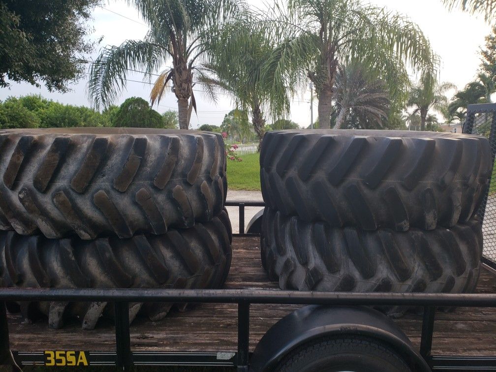 Swamp buggy tires for Sale in VLG WELLINGTN, FL - OfferUp