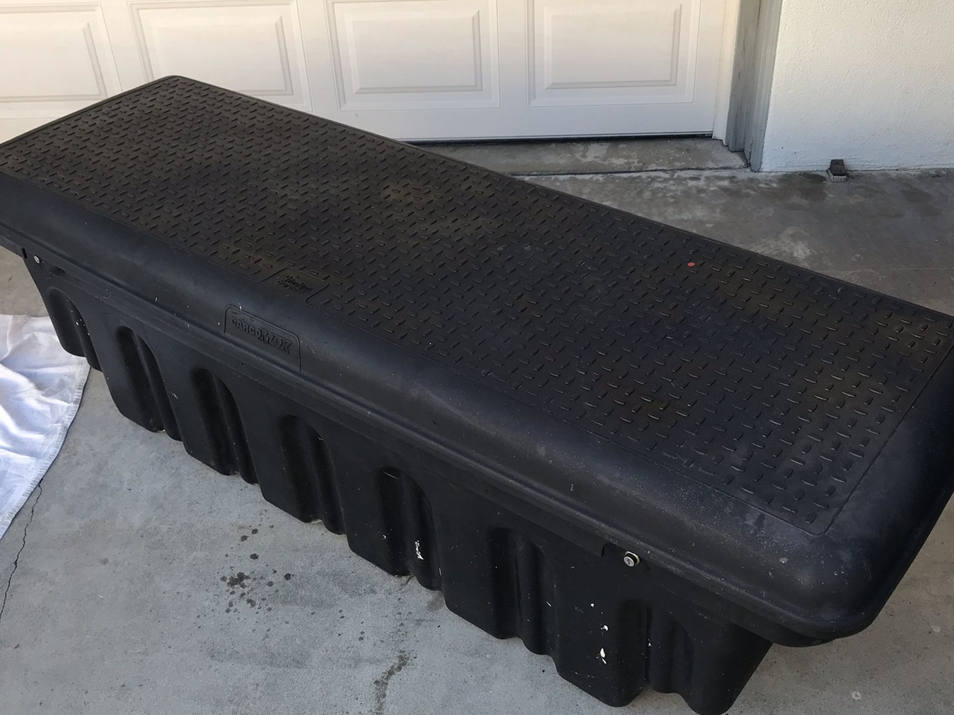 Truck Tool Box Thinking Outside Cargo Max for Sale in Gardena, CA - OfferUp