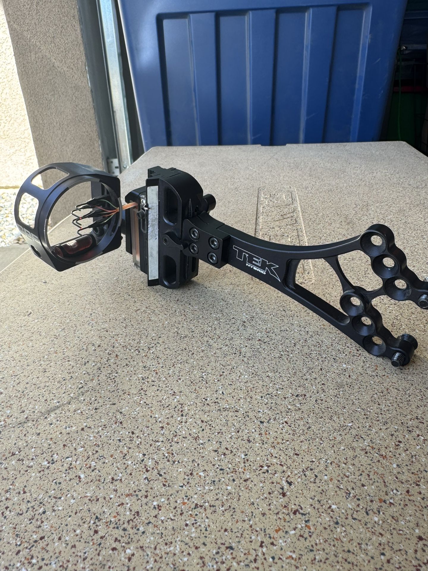 CBE TEK Hybrid Archery Sight for Sale in Hesperia, CA - OfferUp