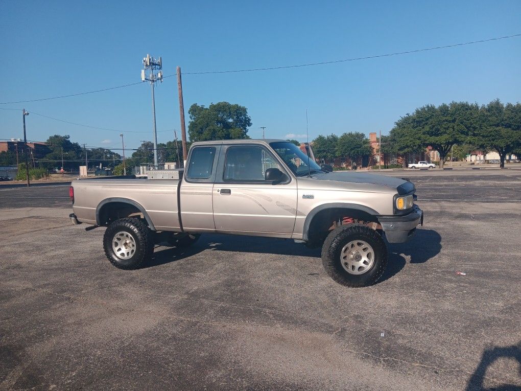 1996 Mazda B4000 4x4 for Sale in Dallas, TX - OfferUp