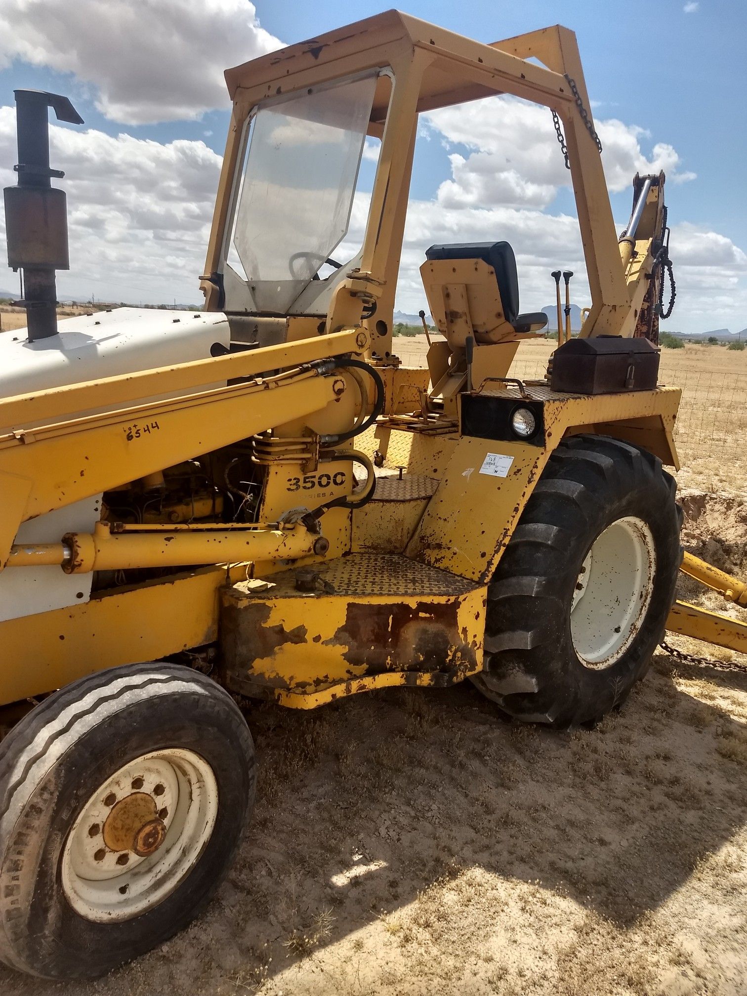 1973 international 3500 backhoe for Sale in Tonopah, AZ - OfferUp