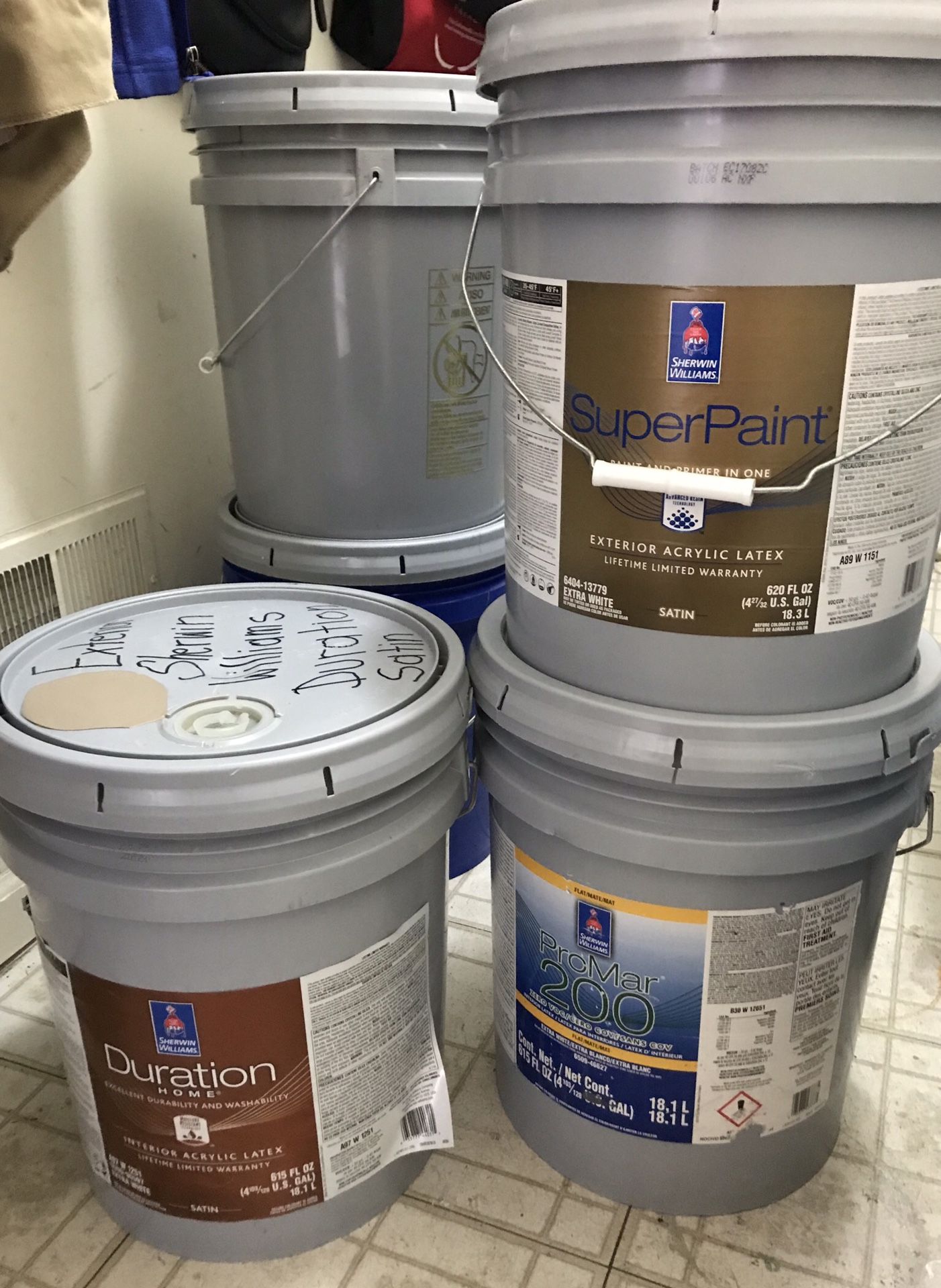 Exterior Sherwin Williams Paint 5 Gallon Bucket for $50 New. Check the ...