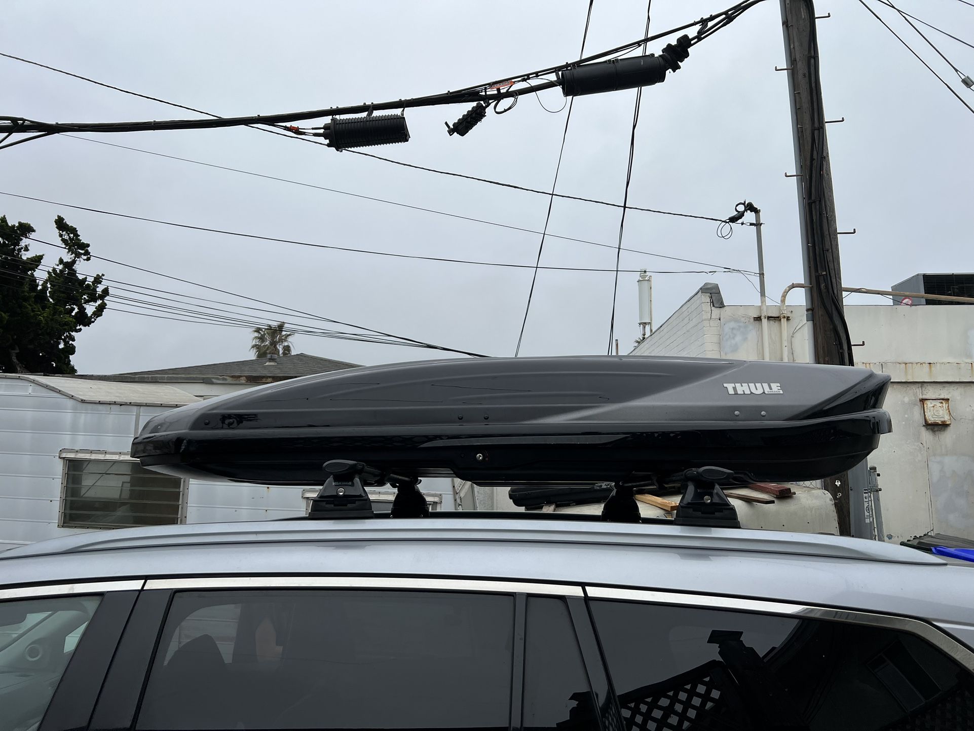 Thule hyper xl rooftop cargo box store