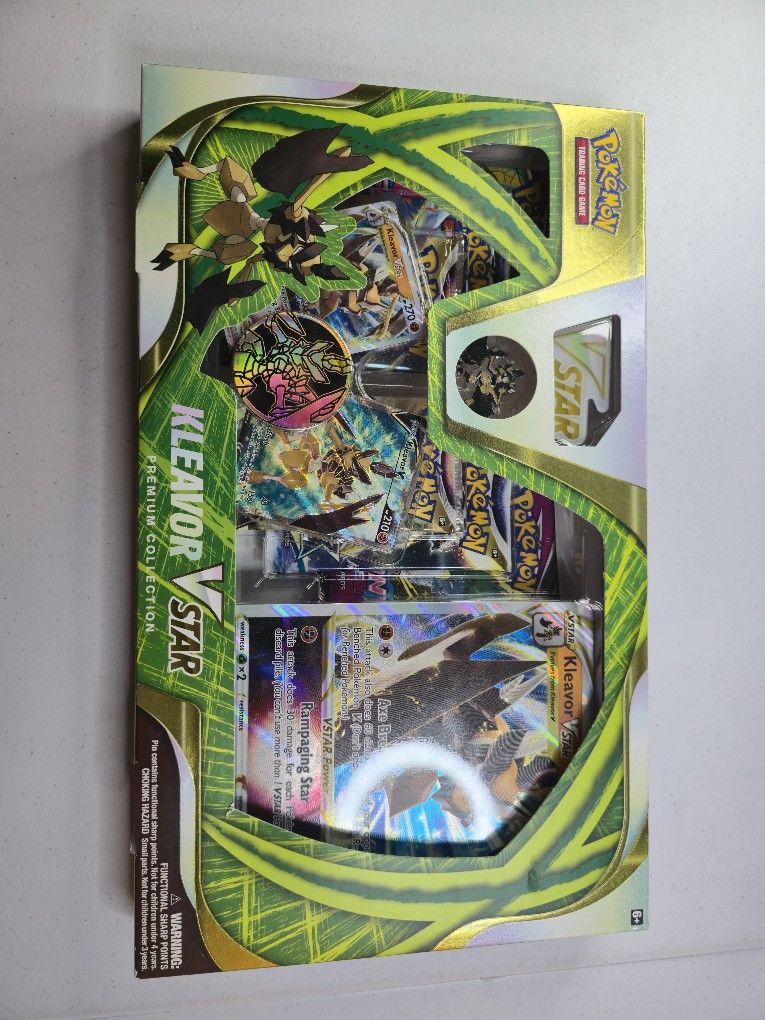 Pokemon TCG: Kleavor VSTAR Premium Collection Box for Sale in ...