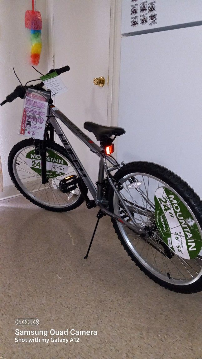 Shimano 18 Speed Huffy Bike