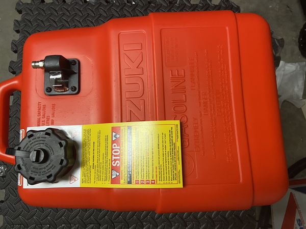 Brand new Suzuki outboard gas tank 6gal for Sale in Fort Lauderdale, FL ...
