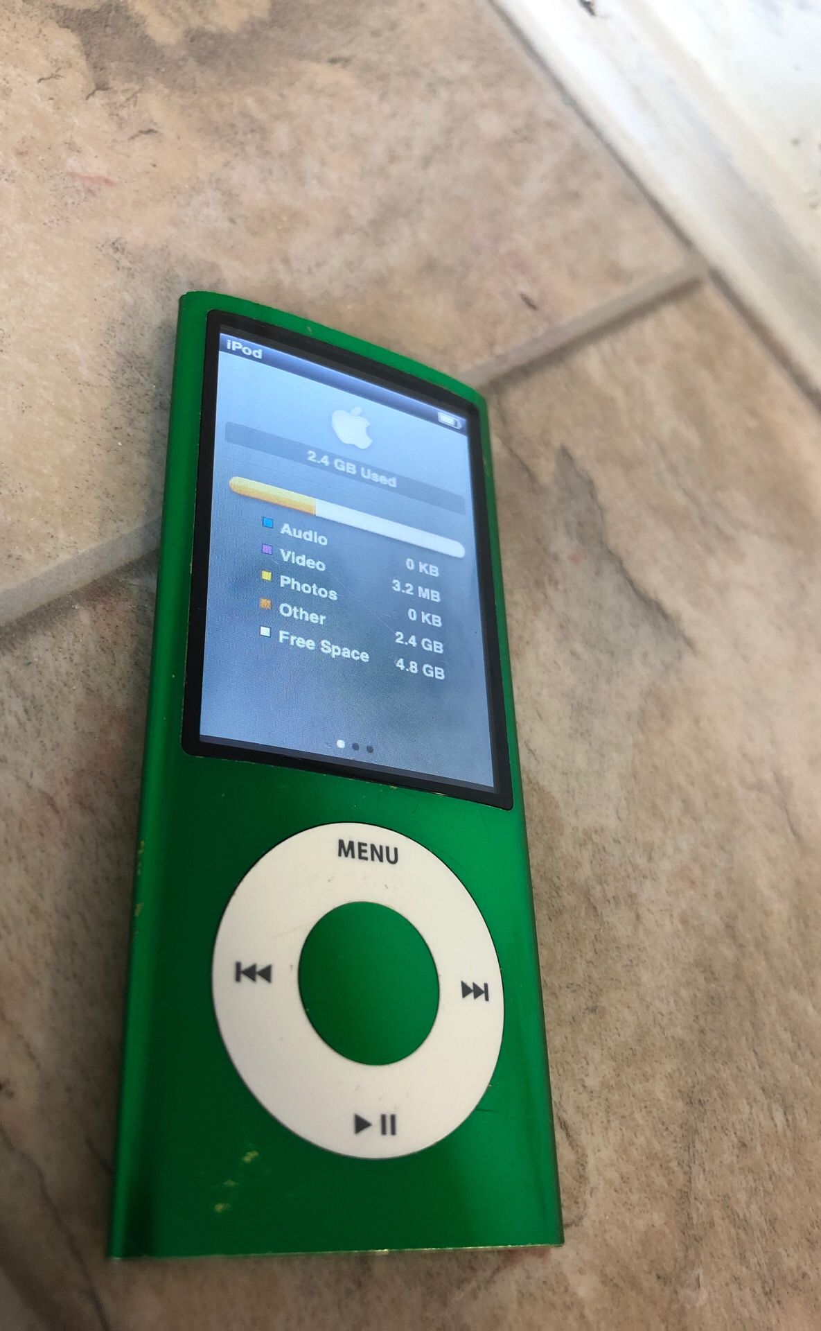 Ipod A1320 Features