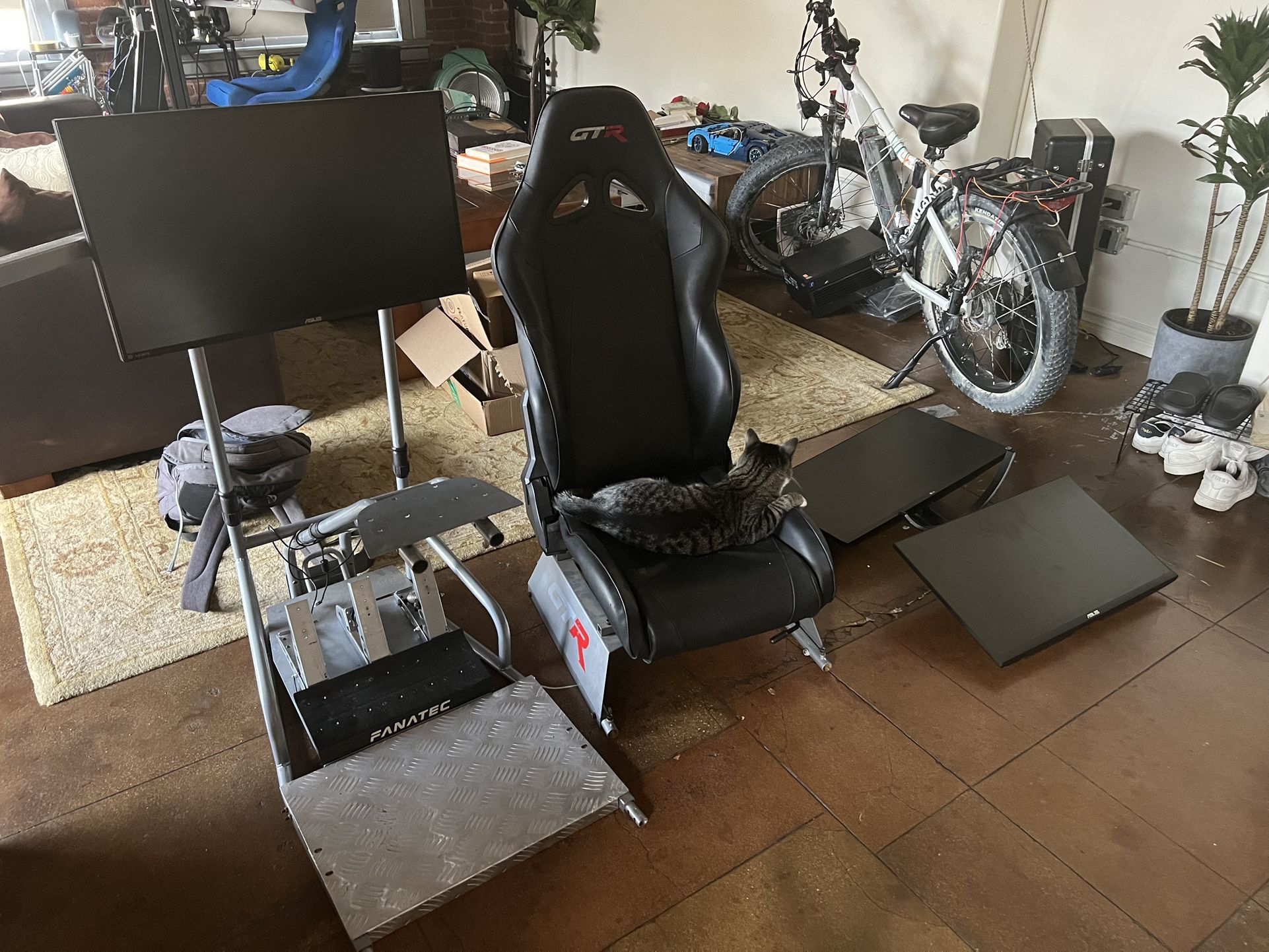 Entry Triple Monitor Sim Racing Rig for Sale in Los Angeles, CA - OfferUp