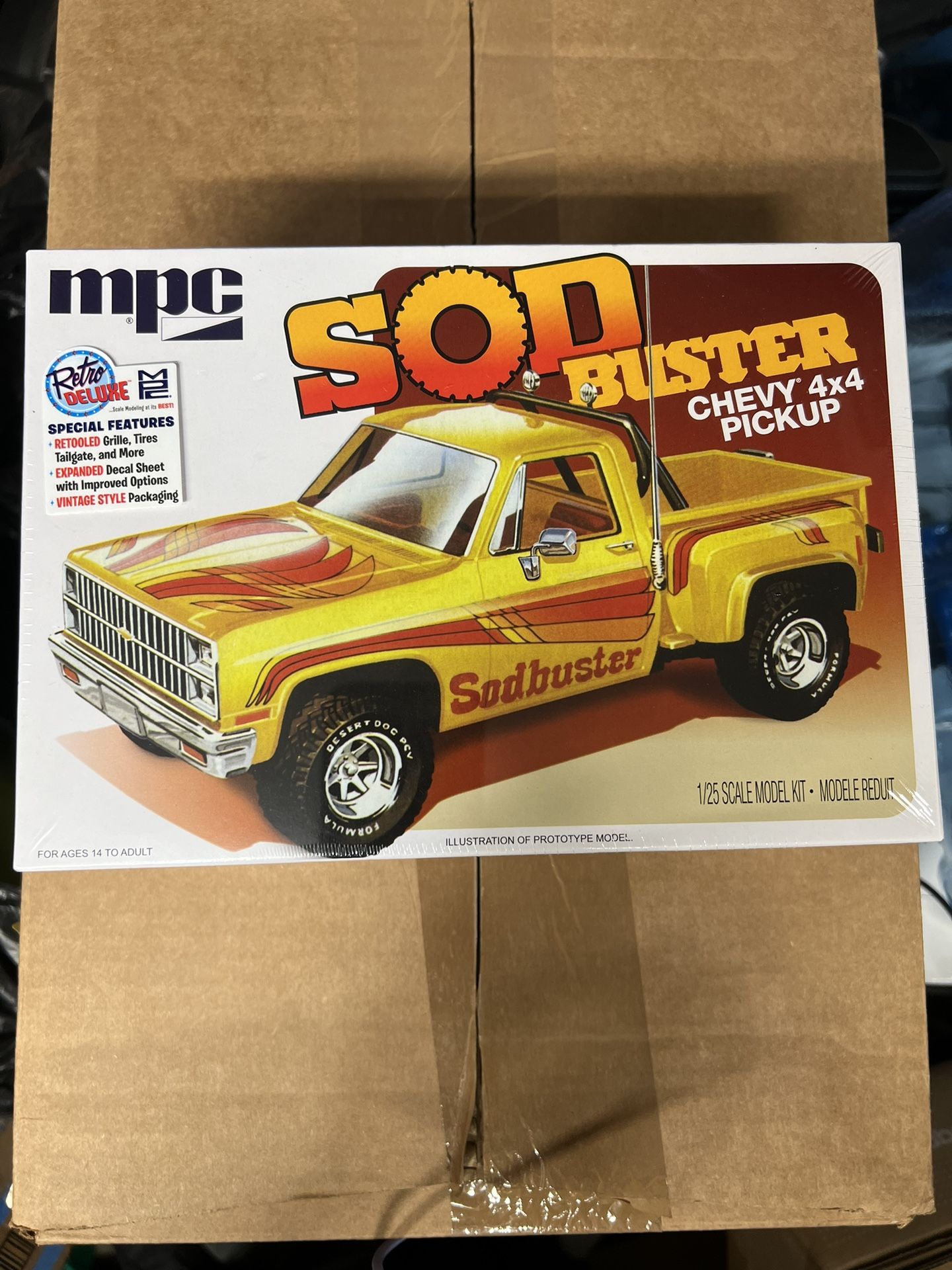 MPC 1:25 1981 Chevy Stepside Pickup Sod Buster Plastic Model Kit ...