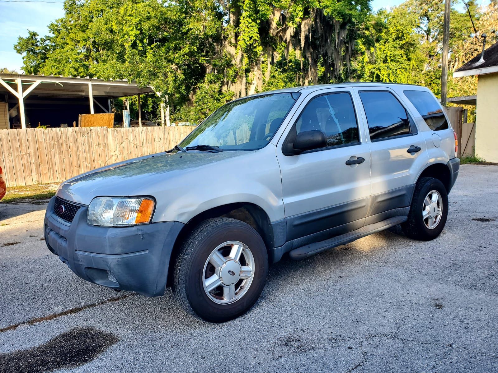 2004 Ford Escape for Sale in Leesburg, FL - OfferUp