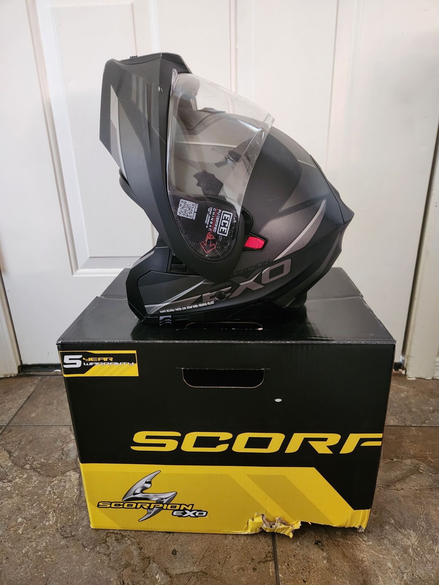Scorpion EXO GT-930 Modular Helmet for Sale in Chandler, AZ - OfferUp