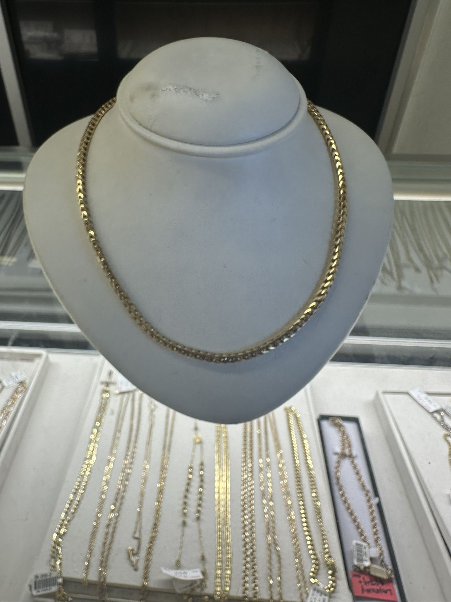 Box Link Chain (18k for Sale in Houston, TX - OfferUp