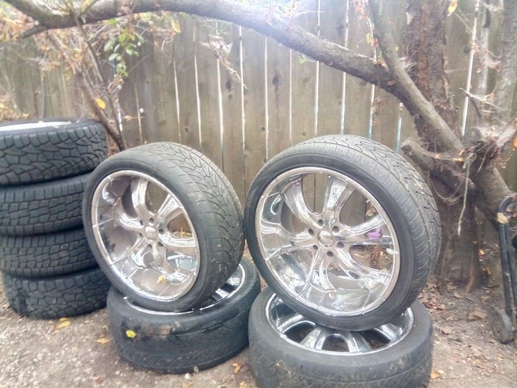 Chrome 24 inch Rims 6 Lug Nissan Titan, Chevy, Toyota fits for Sale in ...