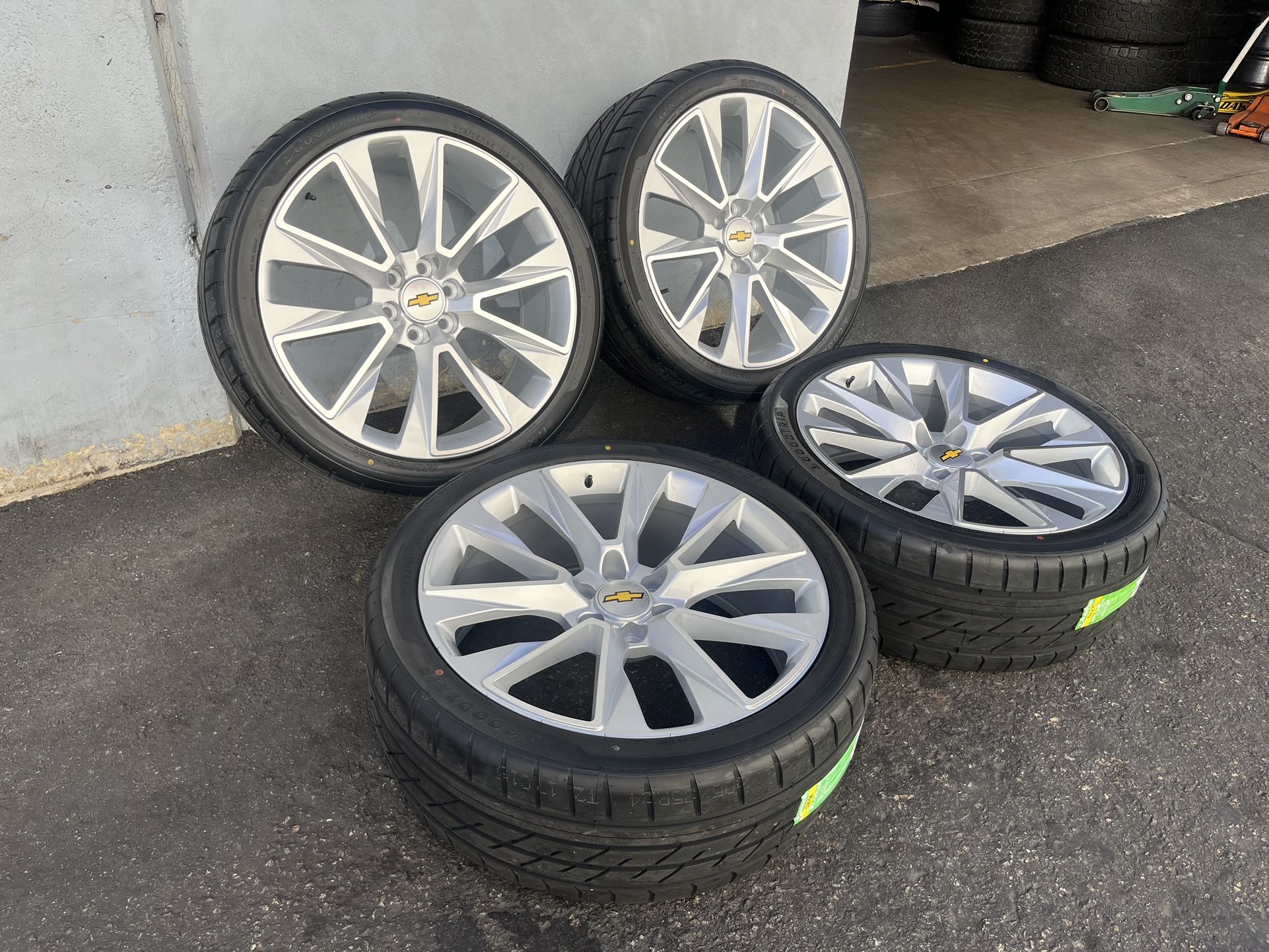 24” INCH CHEVY/GMC DENALI BRUSHED SILVER WHEELS/RIMS WITH TIRES for ...