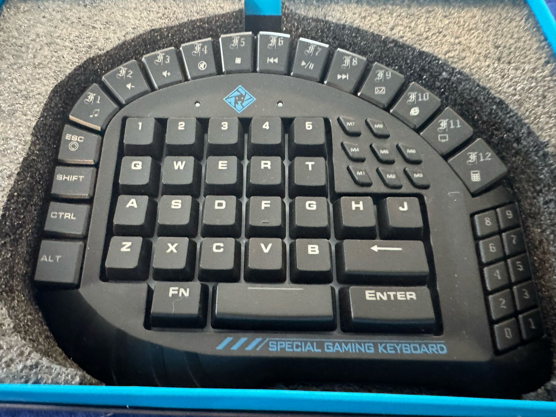 Beastron Excalibur One Handed Keyboard for Sale in Los Angeles, CA ...