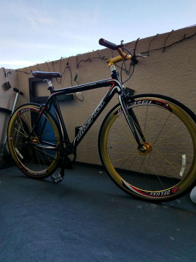 Micargi Fixie for Sale in Los Angeles, CA - OfferUp
