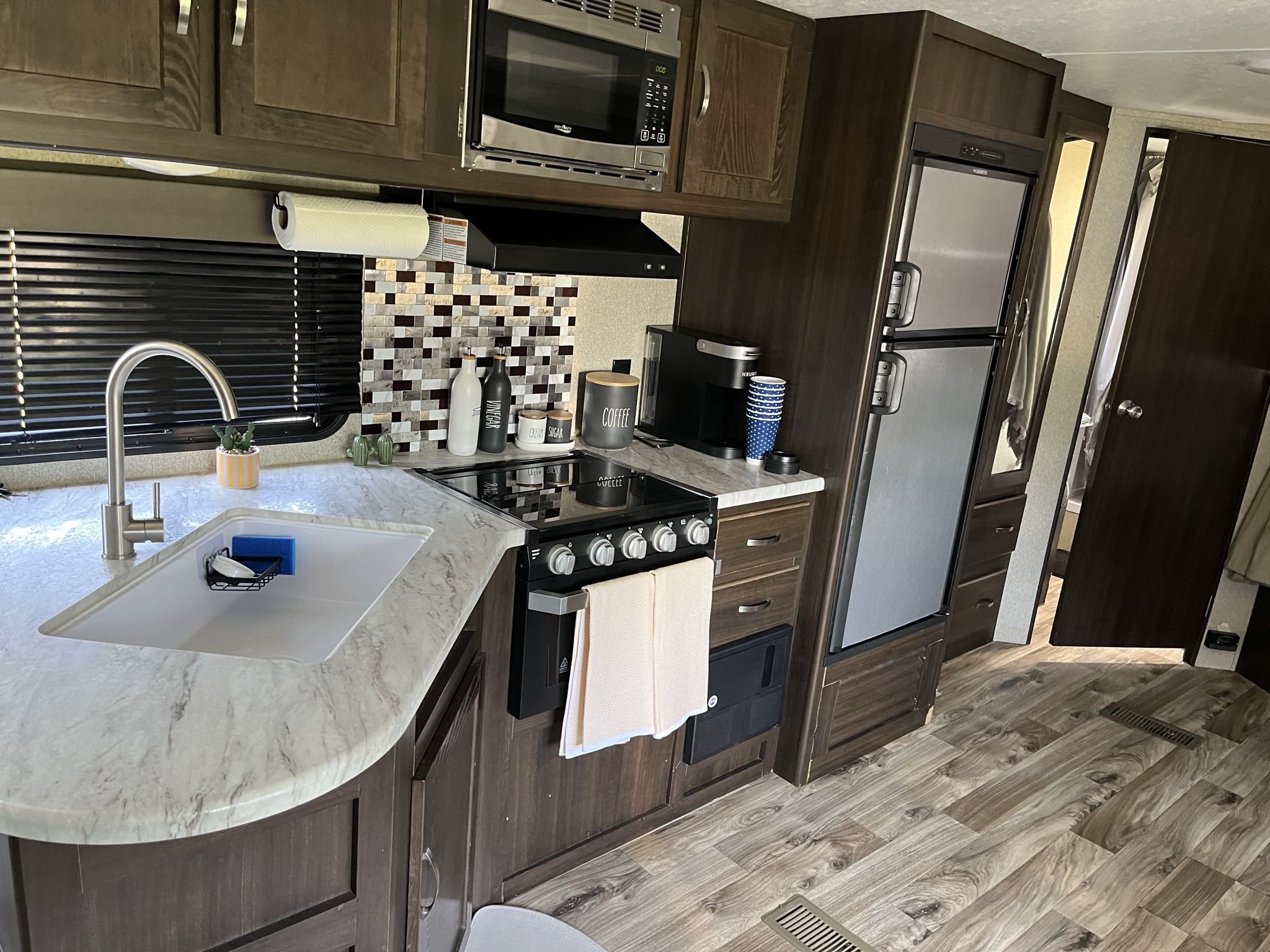 2019 Keystone Springdale 32’ for Sale in Fresno, CA - OfferUp