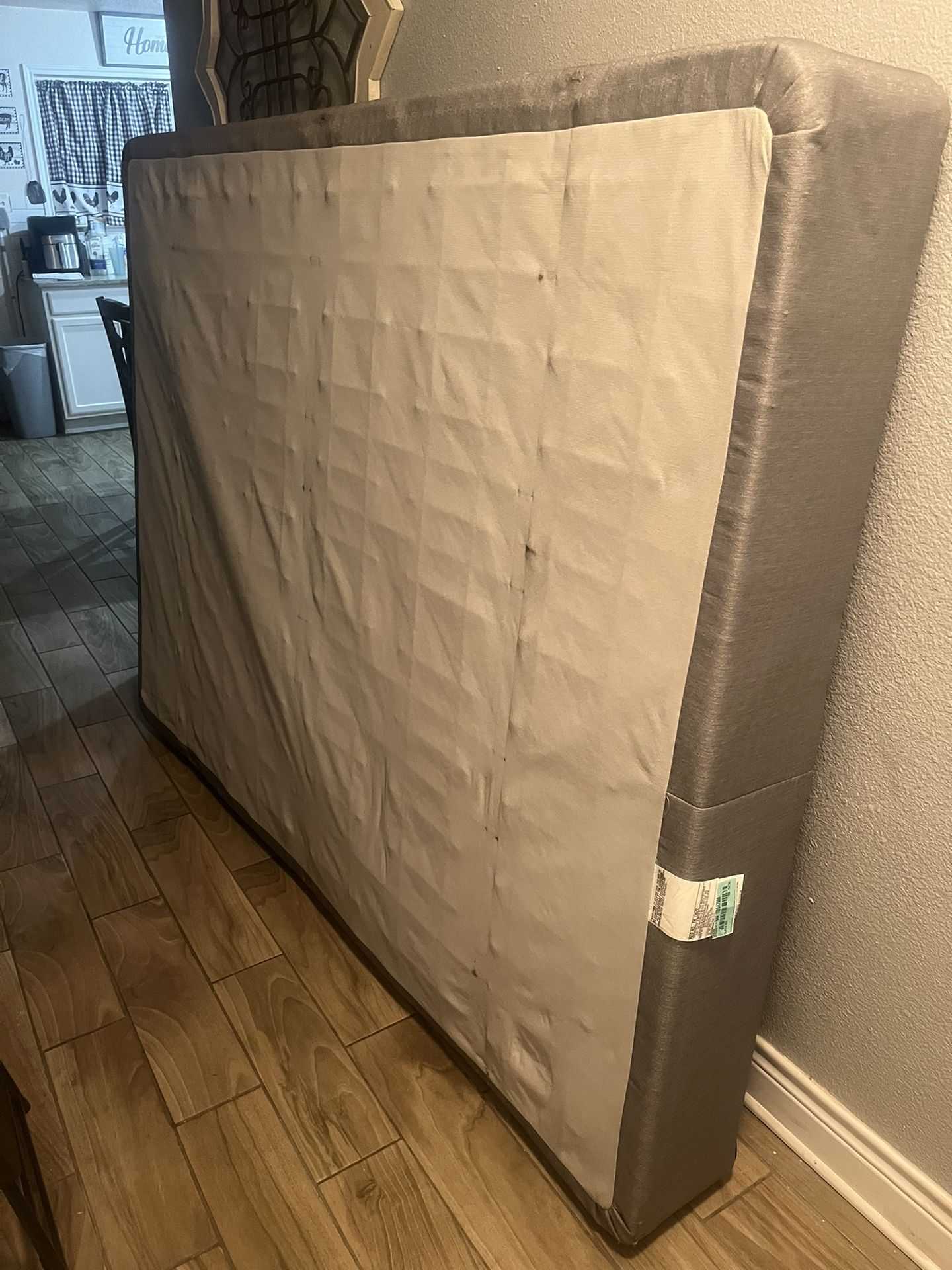 Queen Size Box Spring for Sale in San Antonio, TX - OfferUp