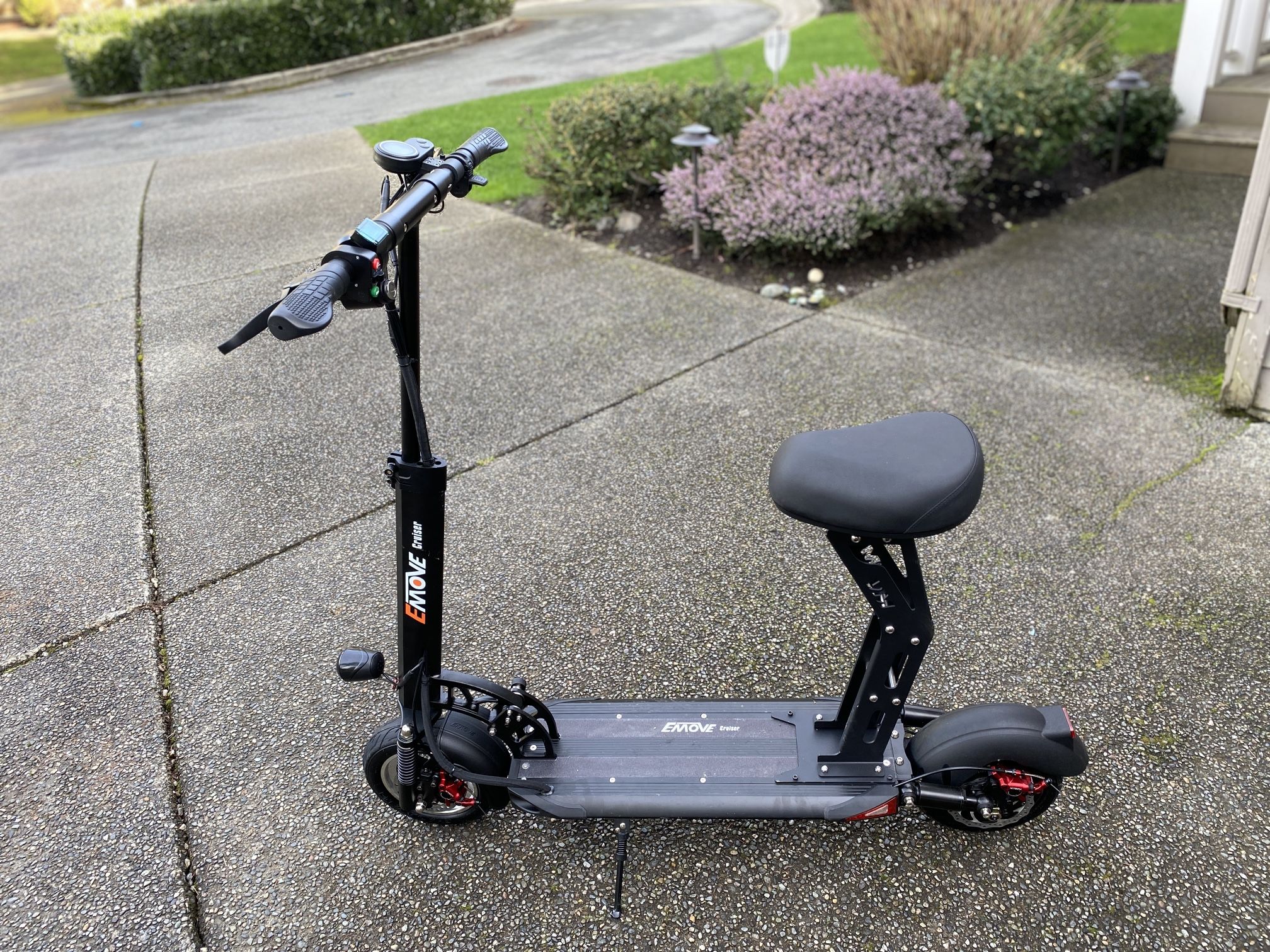 EMove Cruiser S with Seat for Sale in Mercer Island, WA - OfferUp