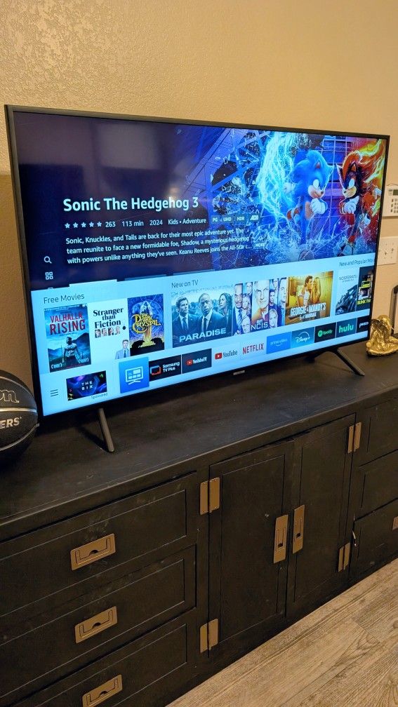 Samsung 55" 4K UHD Smart LED Used TV (Model: UN55NU7100) for Sale in ...