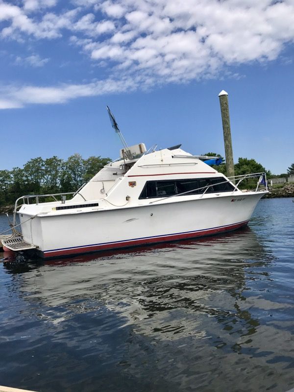 1978 25ft Pacemaker boat no trailer free for Sale in Milford, CT - OfferUp