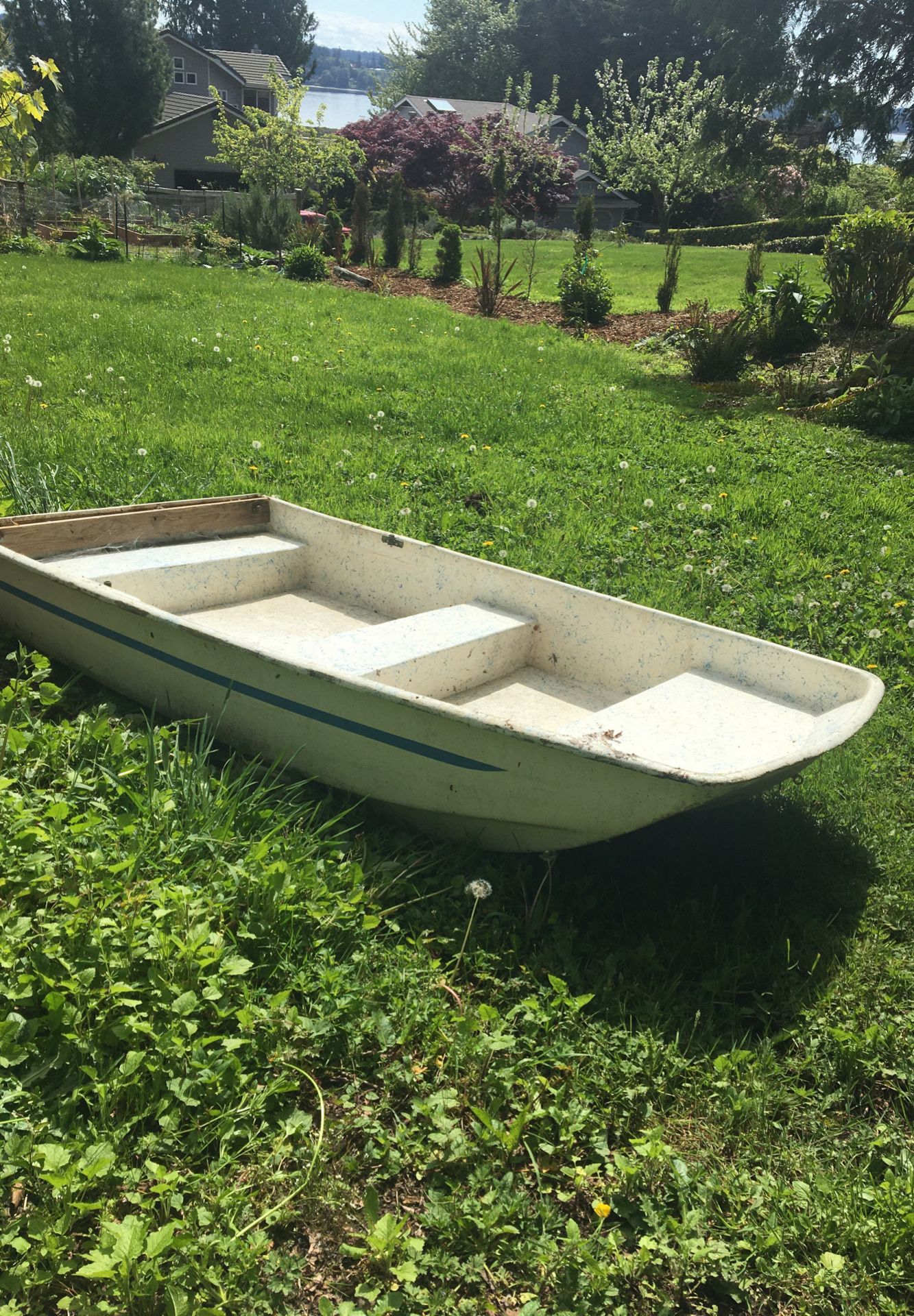 Livingston dinghy 8ft fiberglass row boat for Sale in Gig Harbor, WA ...