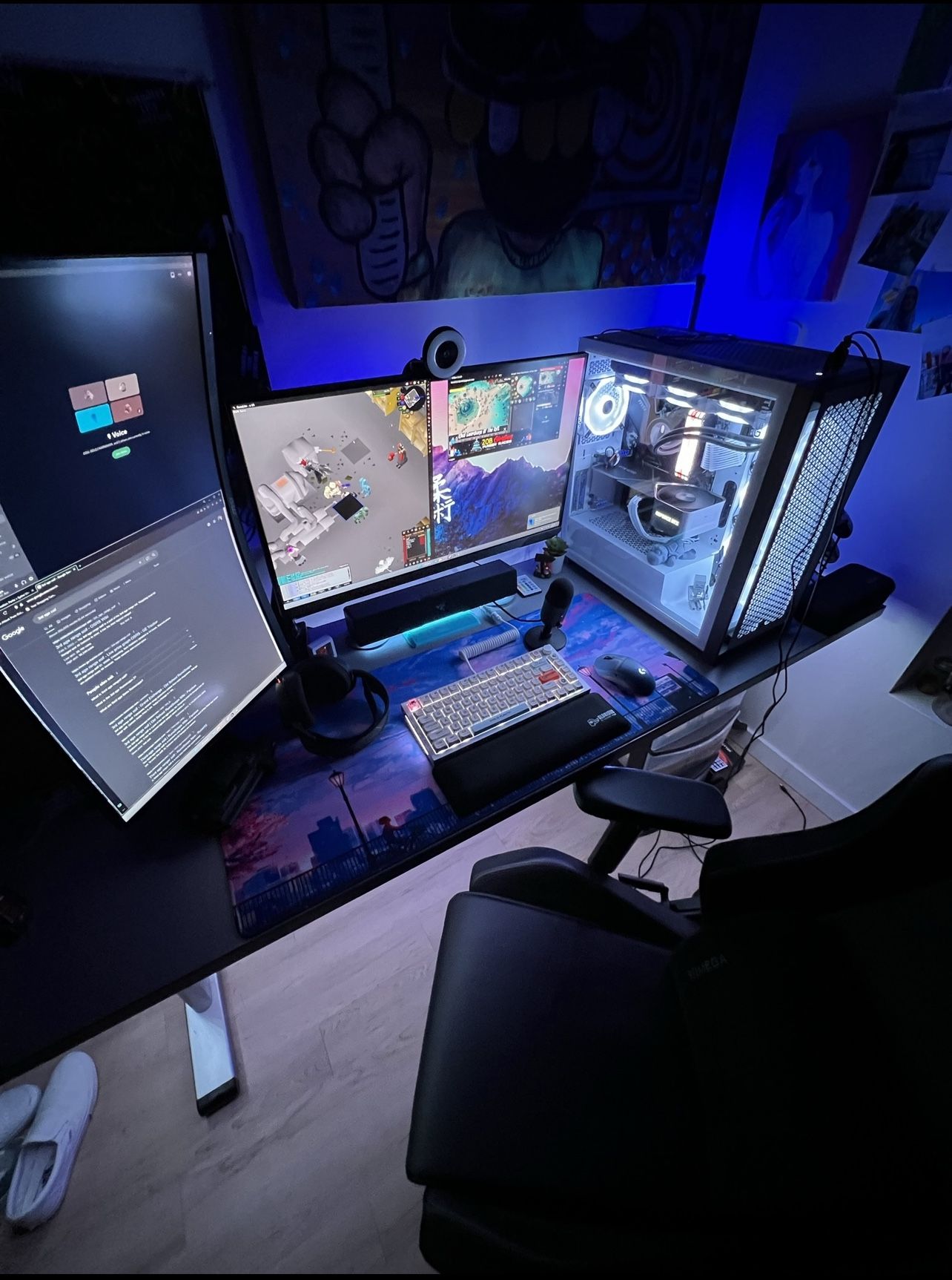 Samsung Odyssey G7 28” 4k 144hz and MSI g27 27” 1440p 165hz for Sale in ...