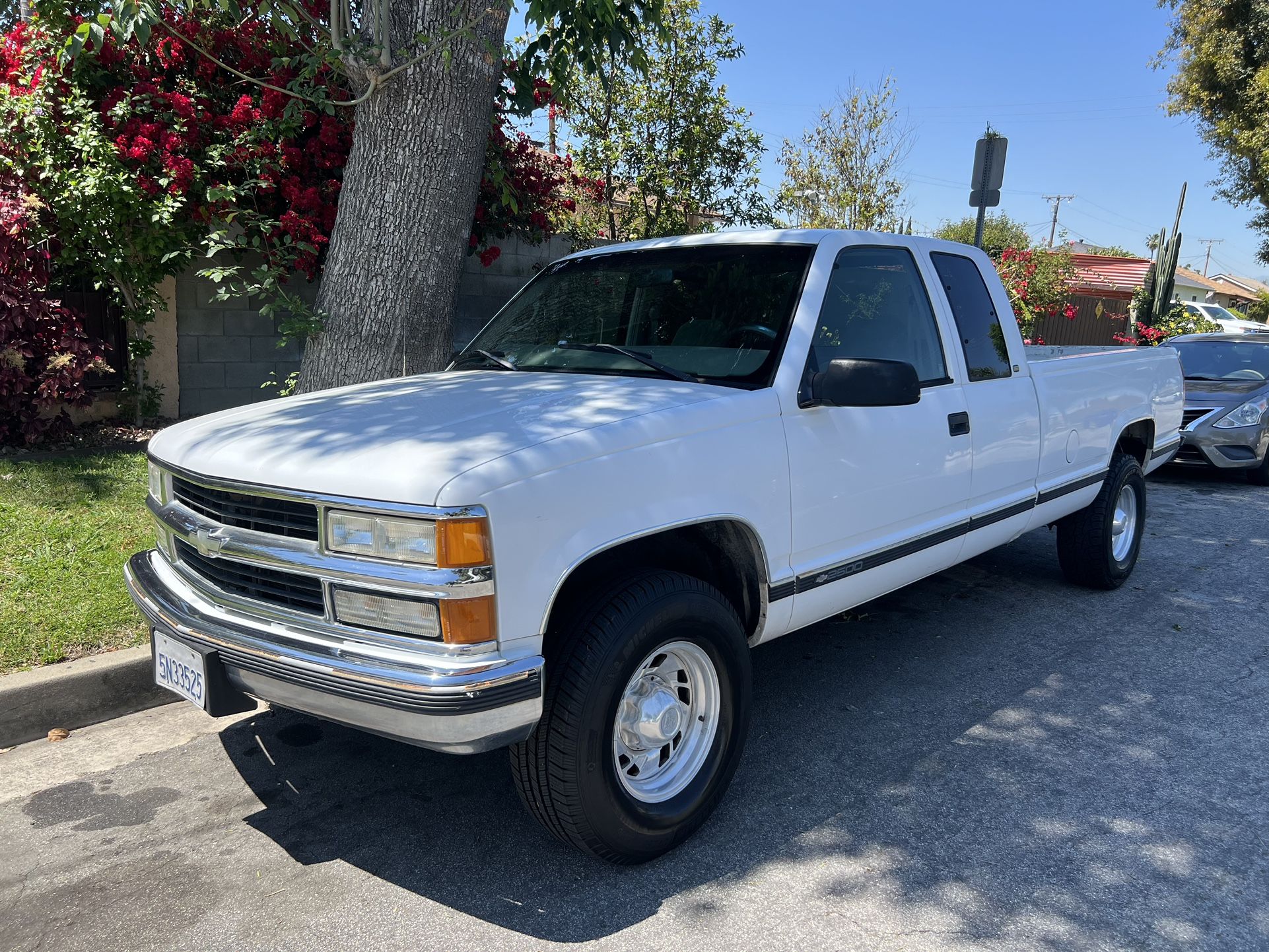 1997 Chevy Silverado 2500 for Sale in Whittier, CA - OfferUp