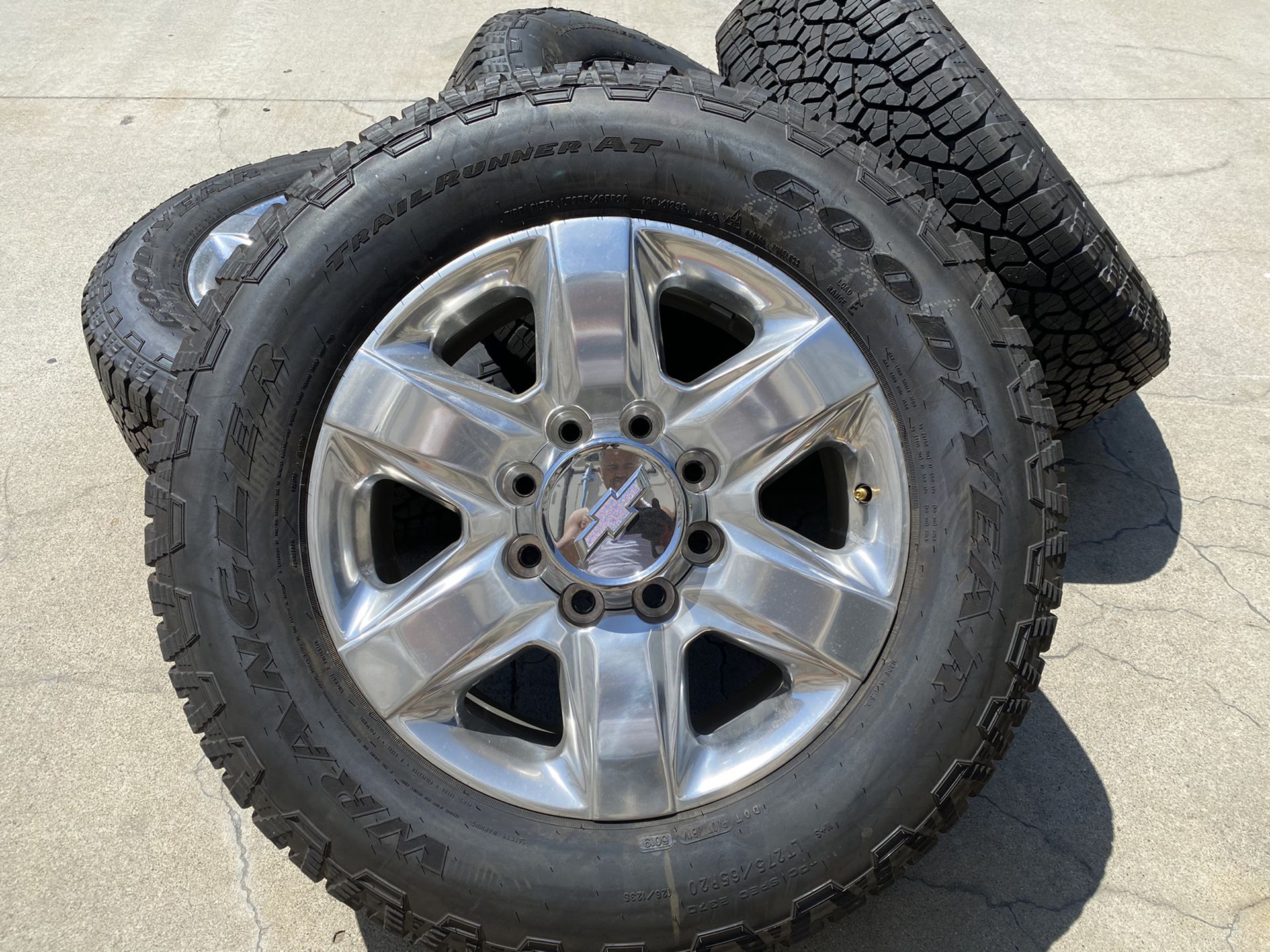 20" 2020 chevy Silverado 2500hd wheels gmc Sierra 3500HD Goodyear LT275 ...