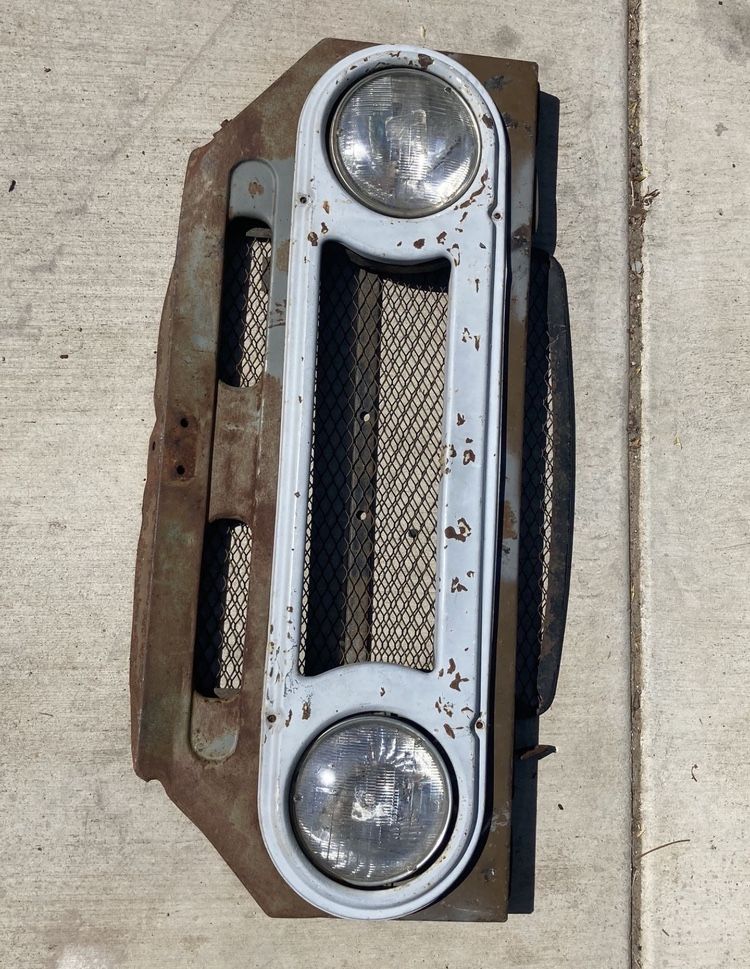 Fj40 Bibs/grille for Sale in San Diego, CA - OfferUp