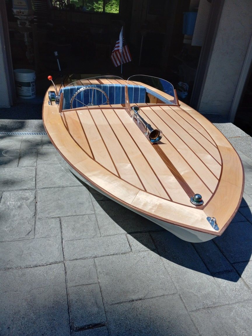 10' Glen-l Squirt for Sale in Bellevue, WA - OfferUp