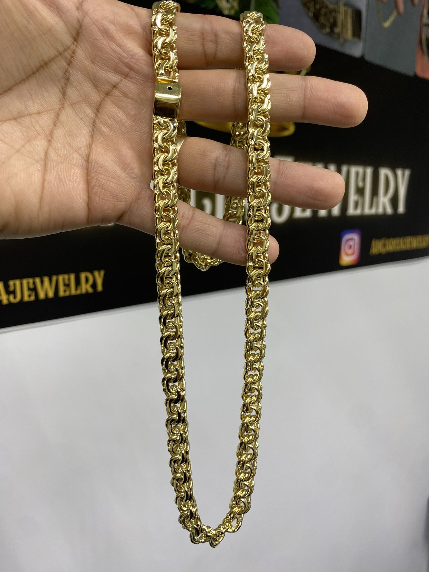 Custom Made Chino Link Chains for Sale in Houston, TX - OfferUp