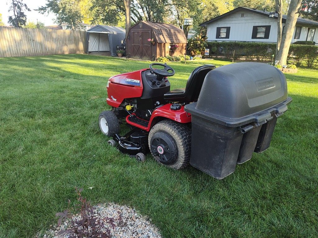 Craftsman Gt5000 for Sale in Homer Glen, IL - OfferUp