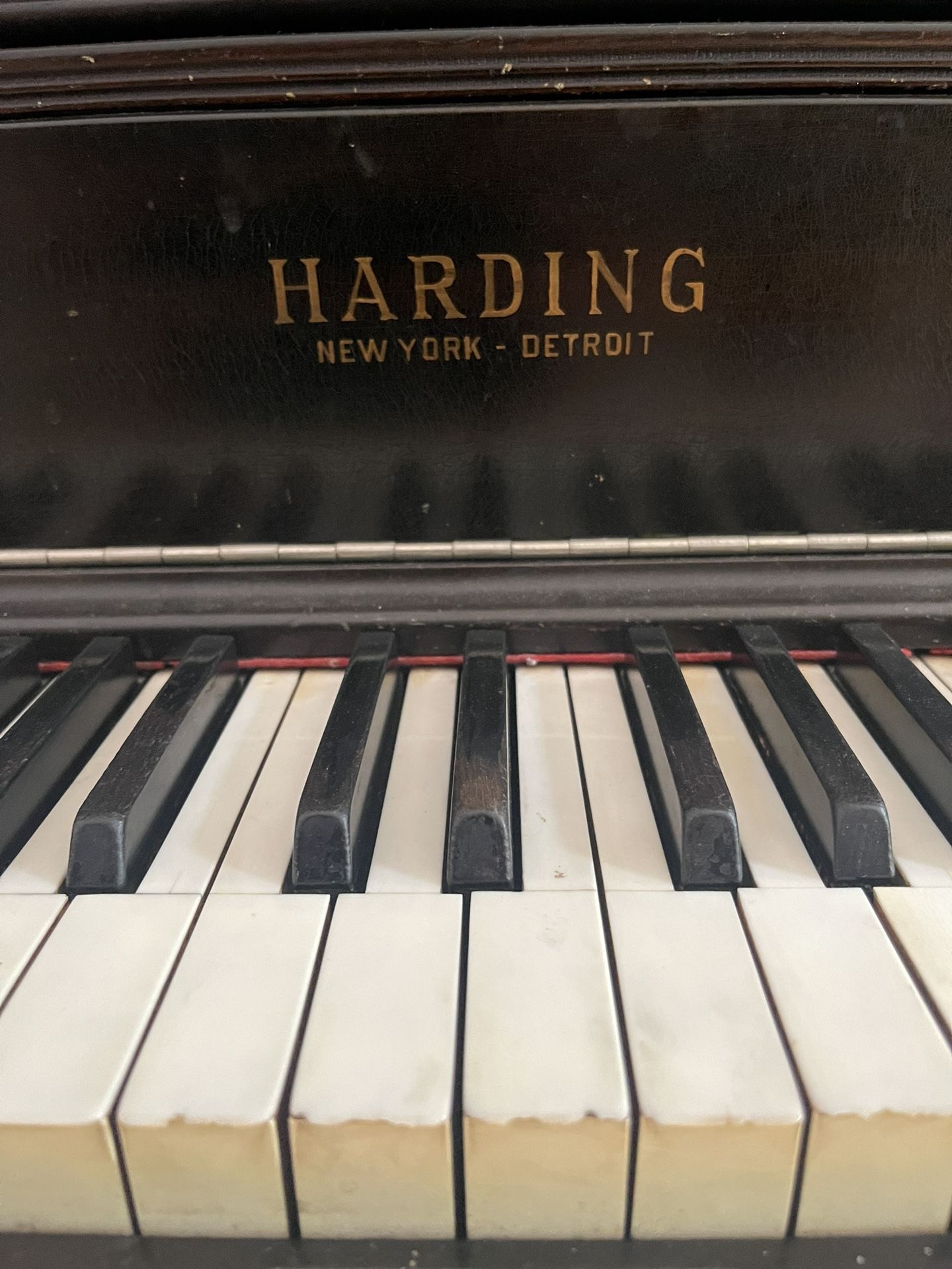 Harding Upright Piano Free for Sale in Howell, MI - OfferUp