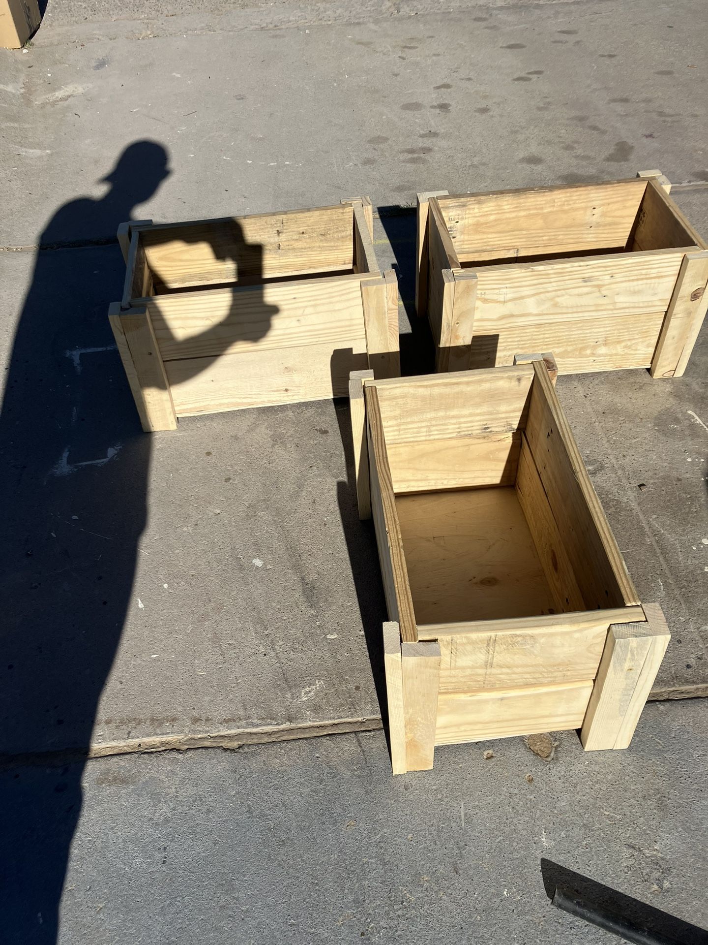 Medium Size Planters for Sale in El Paso, TX - OfferUp