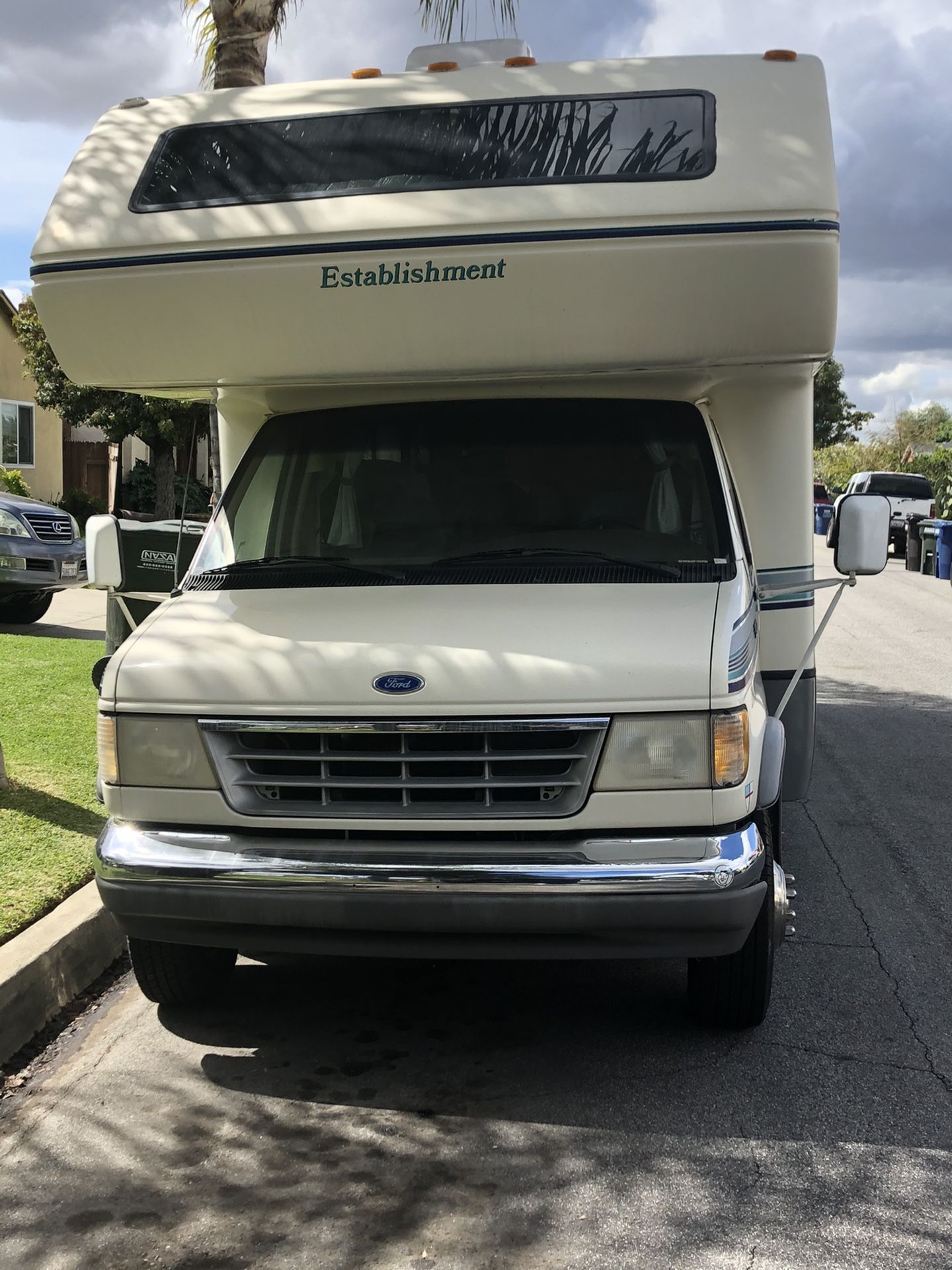Ford RV 1992 Establishment motorhome (great condition!!!) for Sale in ...