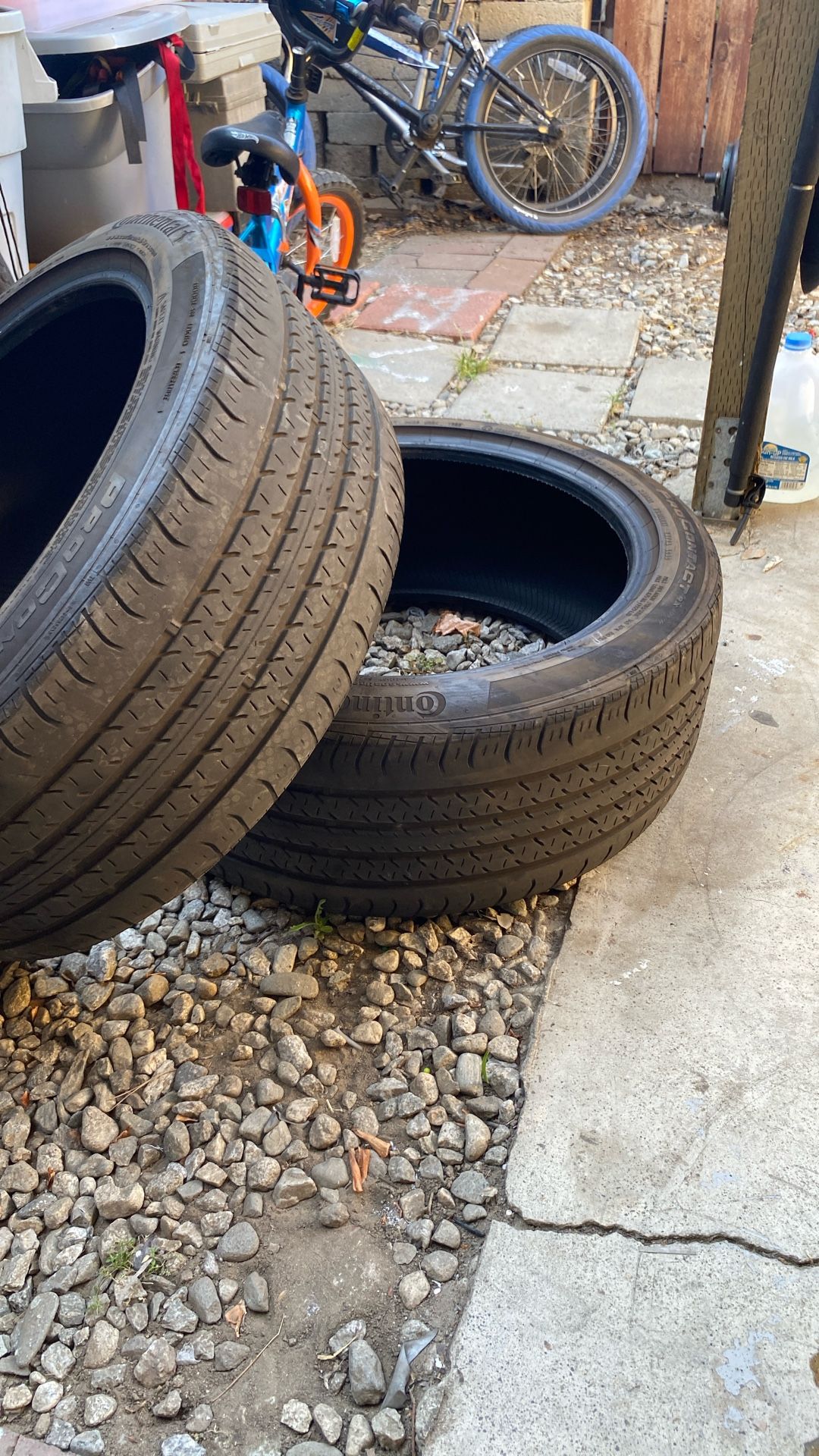/45/22 Tires in good condition they have about 40% for Sale in Pasadena ...