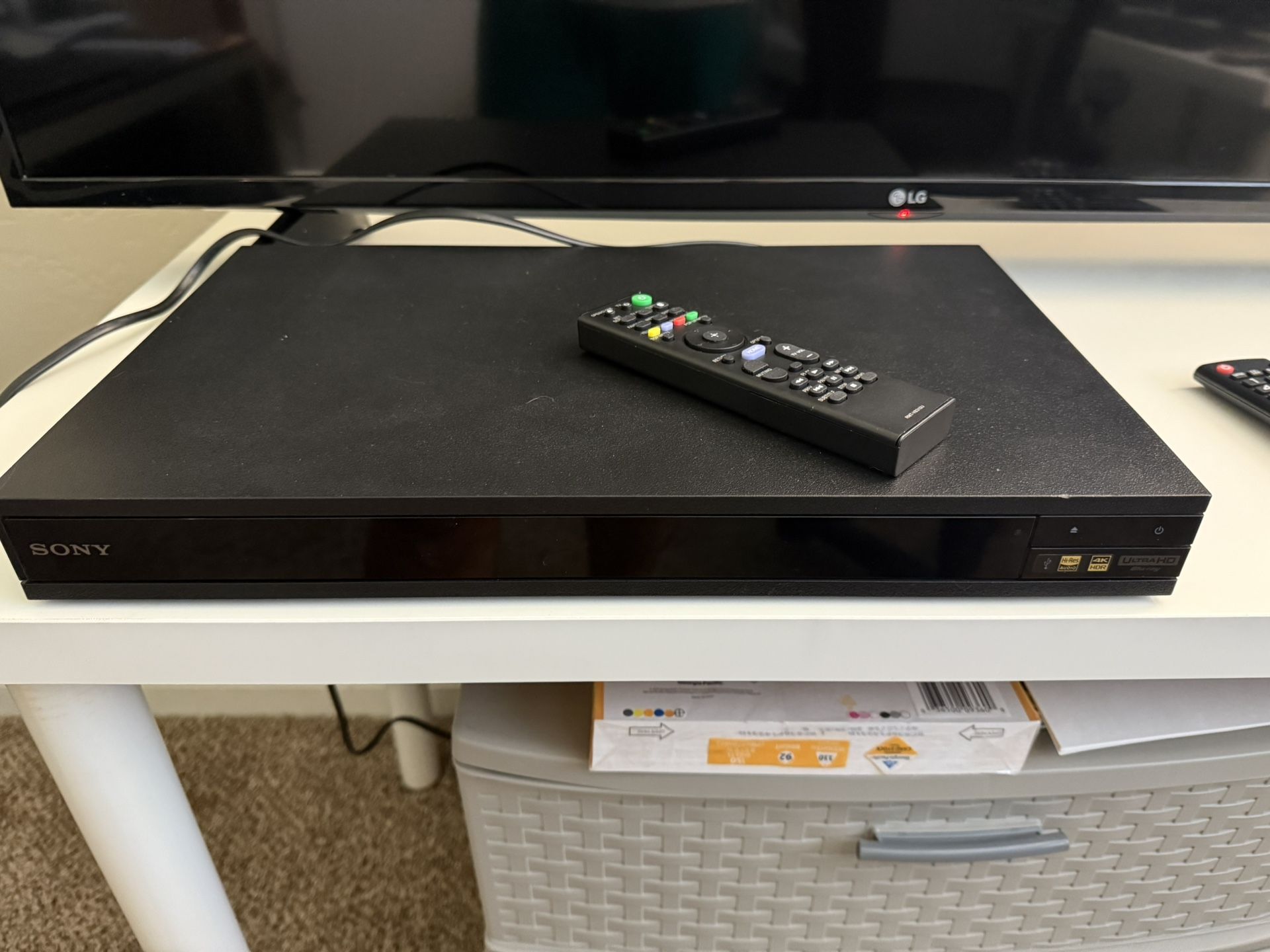 Sony UBP-X800 4K UHD Blu-Ray Player for Sale in Orangevale, CA - OfferUp