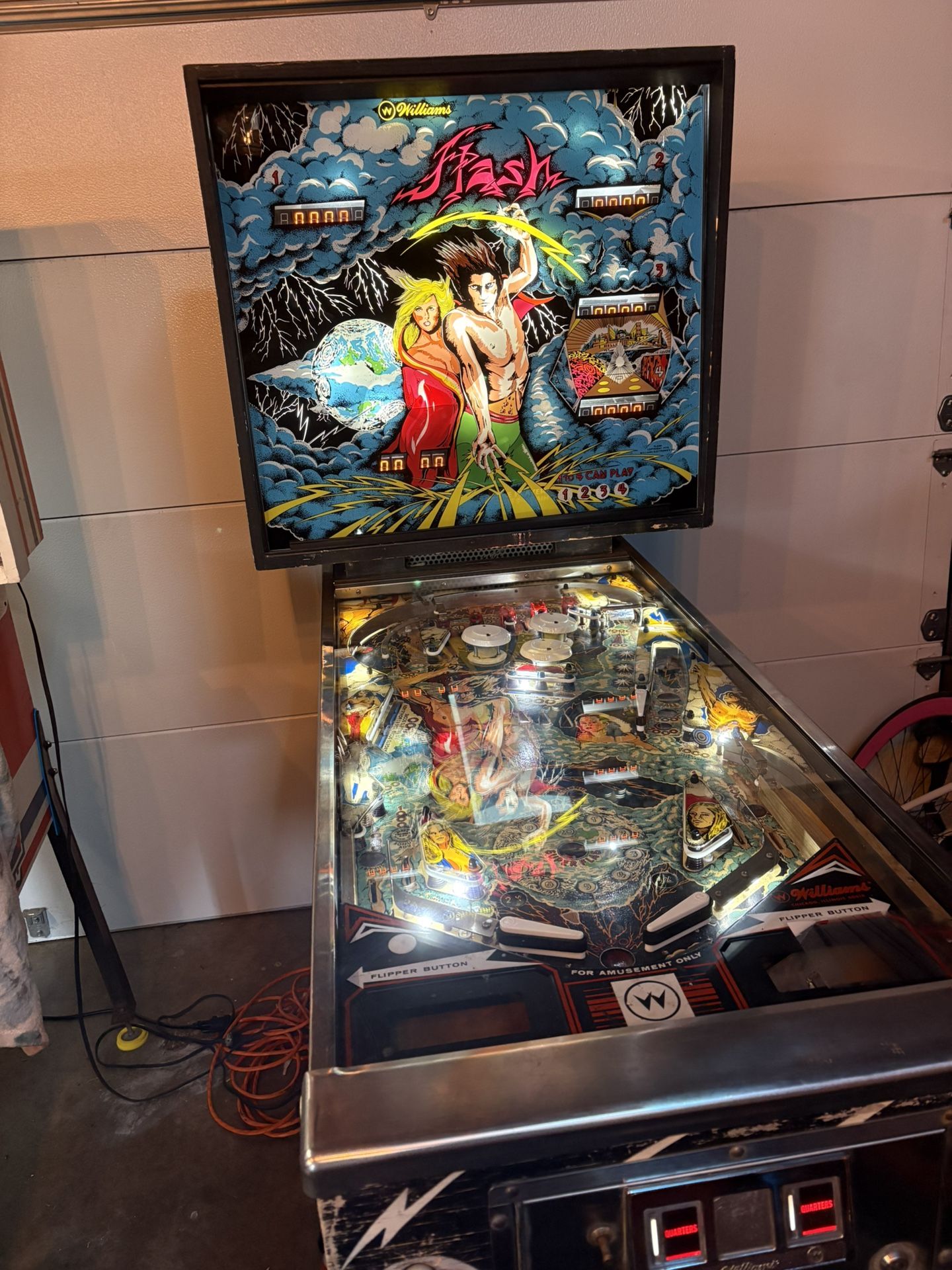 Flash Pinball Machine for Sale in Long Beach, CA - OfferUp