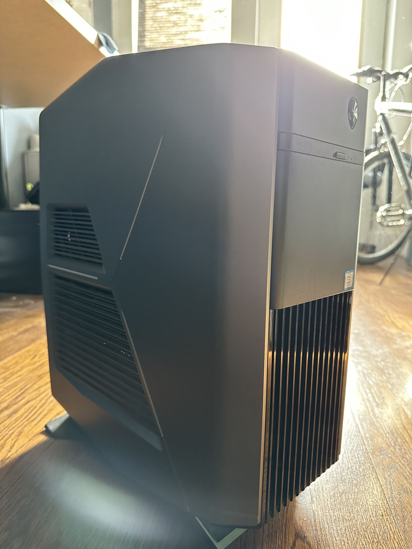 Alienware aurora R6 i7-7700 GeForce GTX 1070 for Sale in New York, NY ...