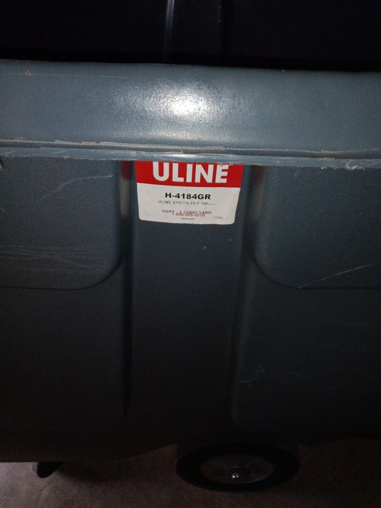 U-line Utility Grey 1 Cubic Yard for Sale in Dallas, TX - OfferUp
