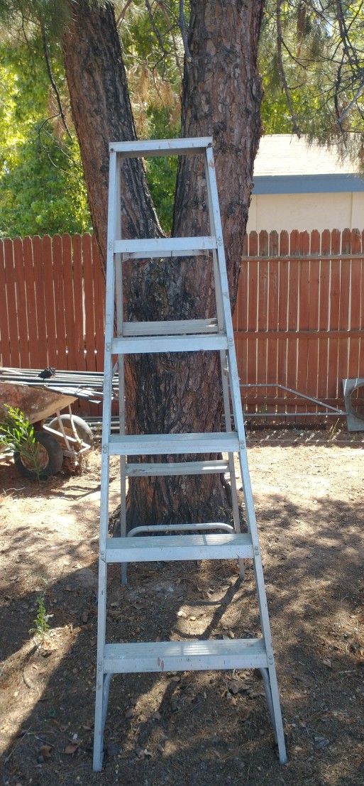 Aluminum Ladders for Sale in Chandler, AZ - OfferUp