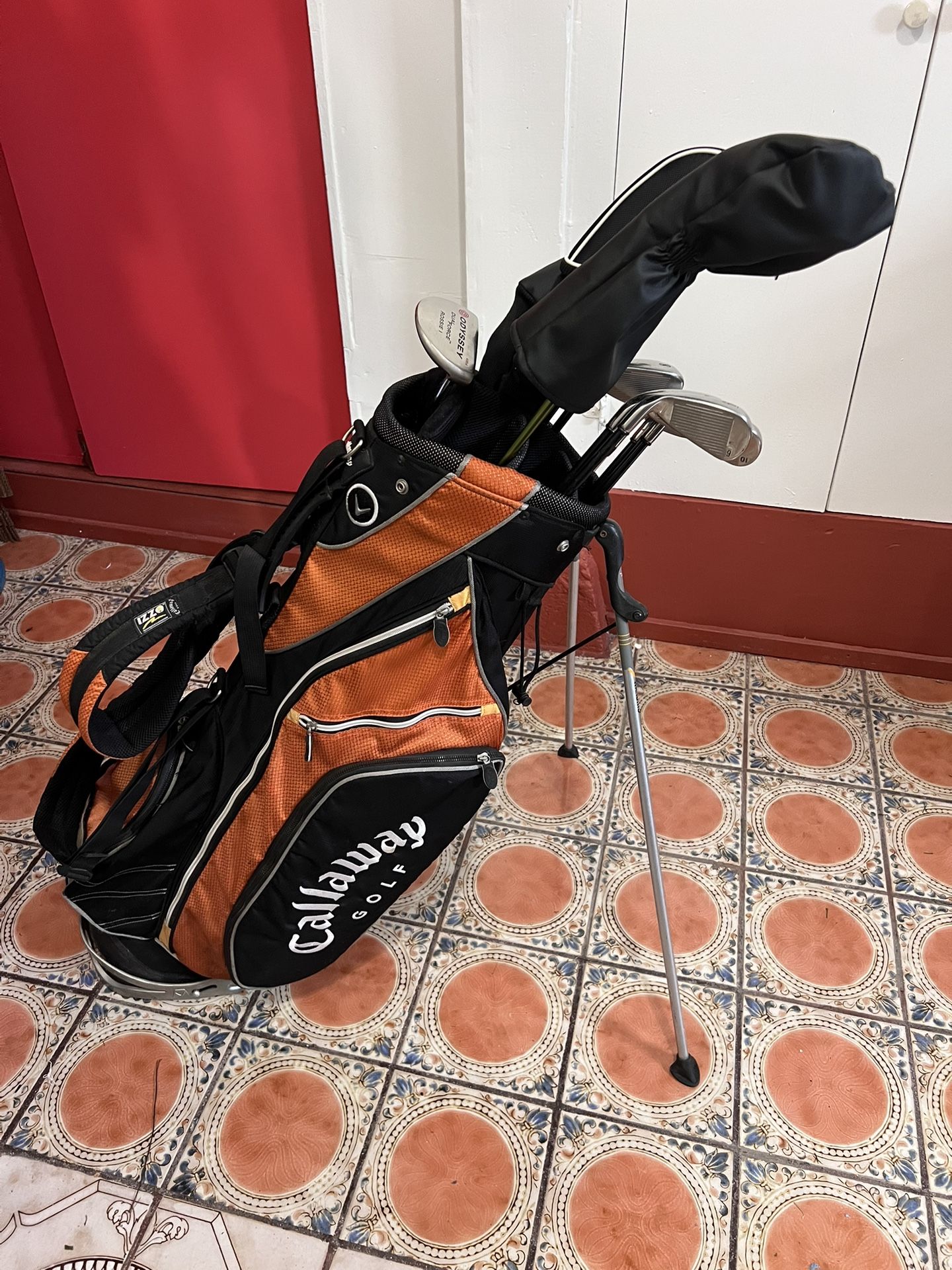 Callaway Golf - Complete Set Men’s RH Graphite shafts Odyssey Putter w ...