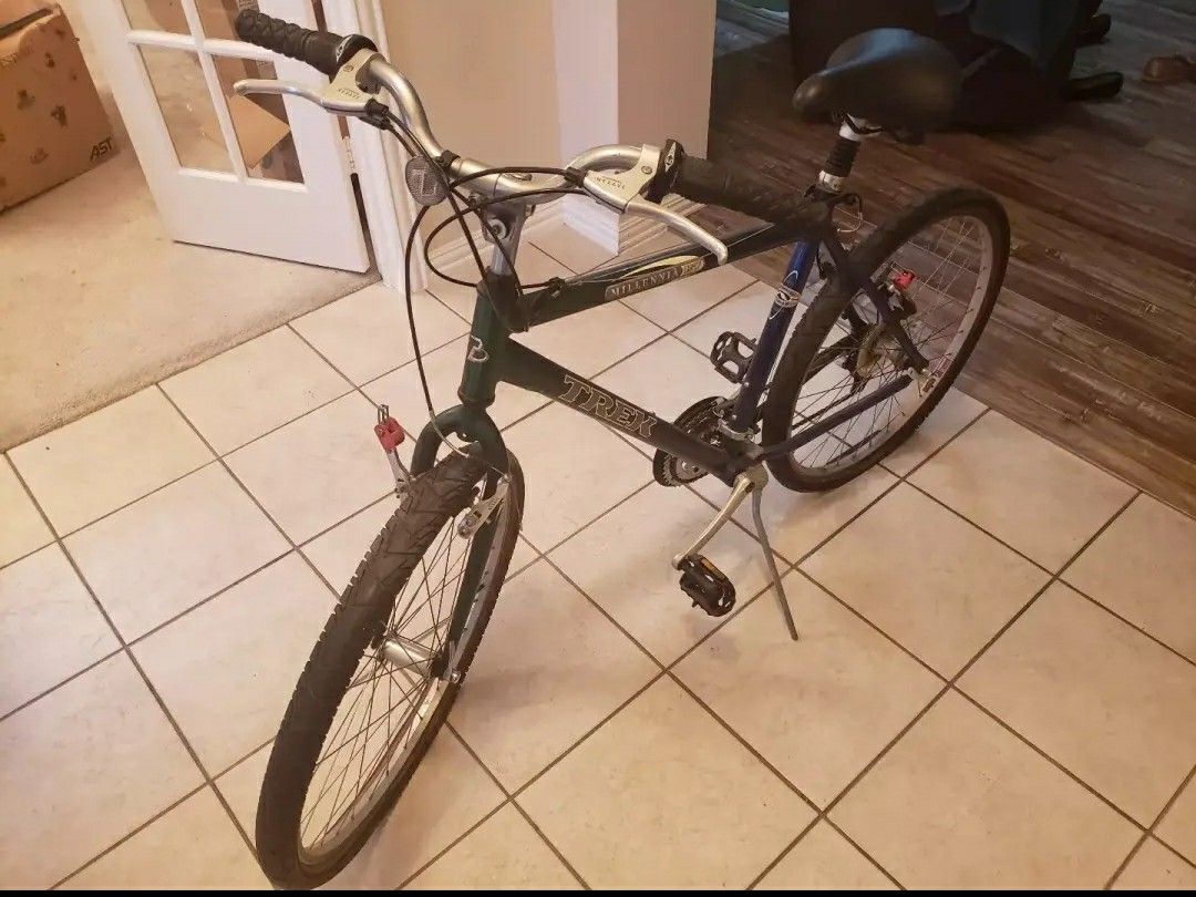 Trek Millennia HT Bike 7 speed Aluminum for Sale in Arlington, TX - OfferUp