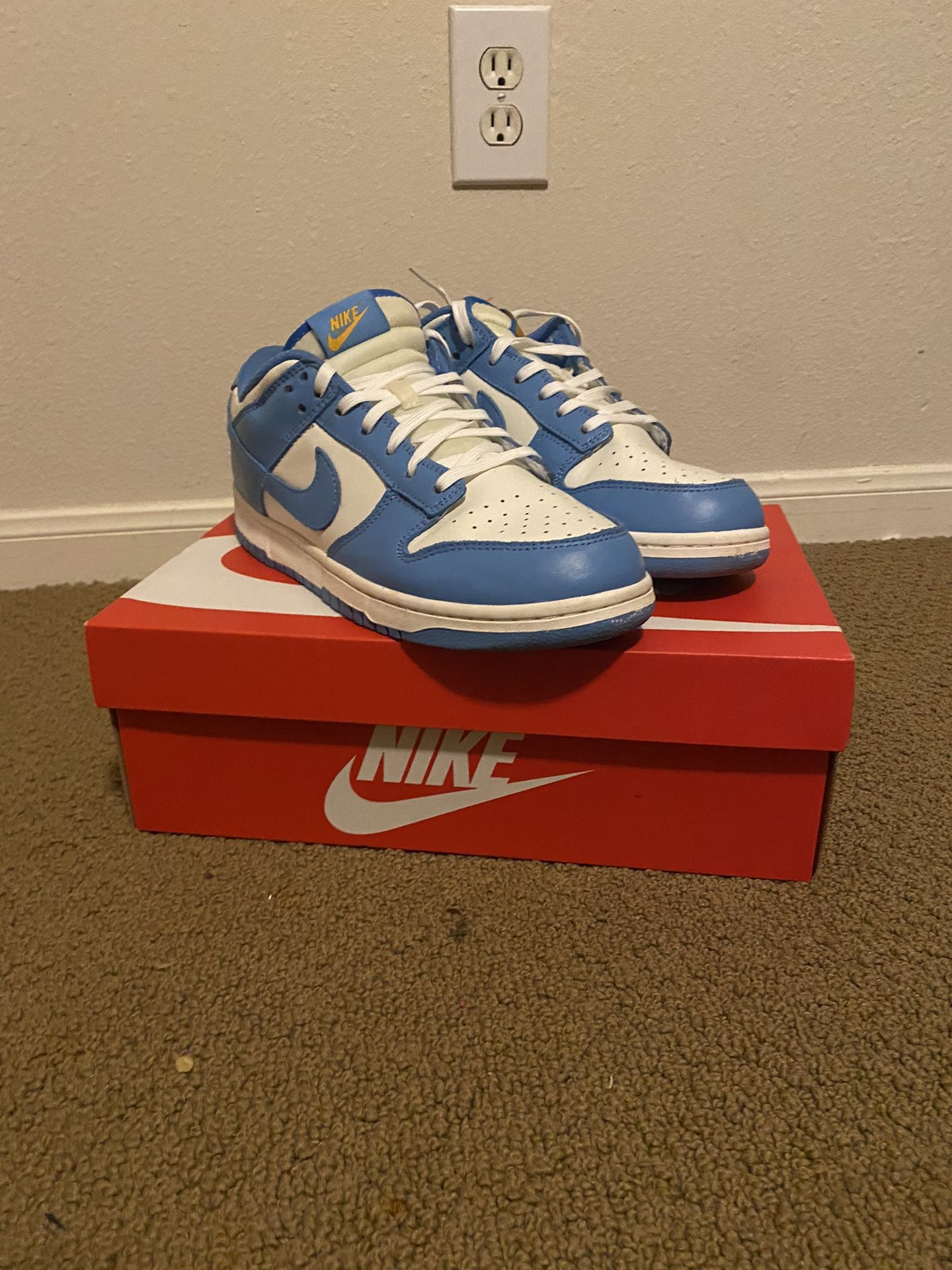 Nike Dunk for Sale in Houston, TX - OfferUp