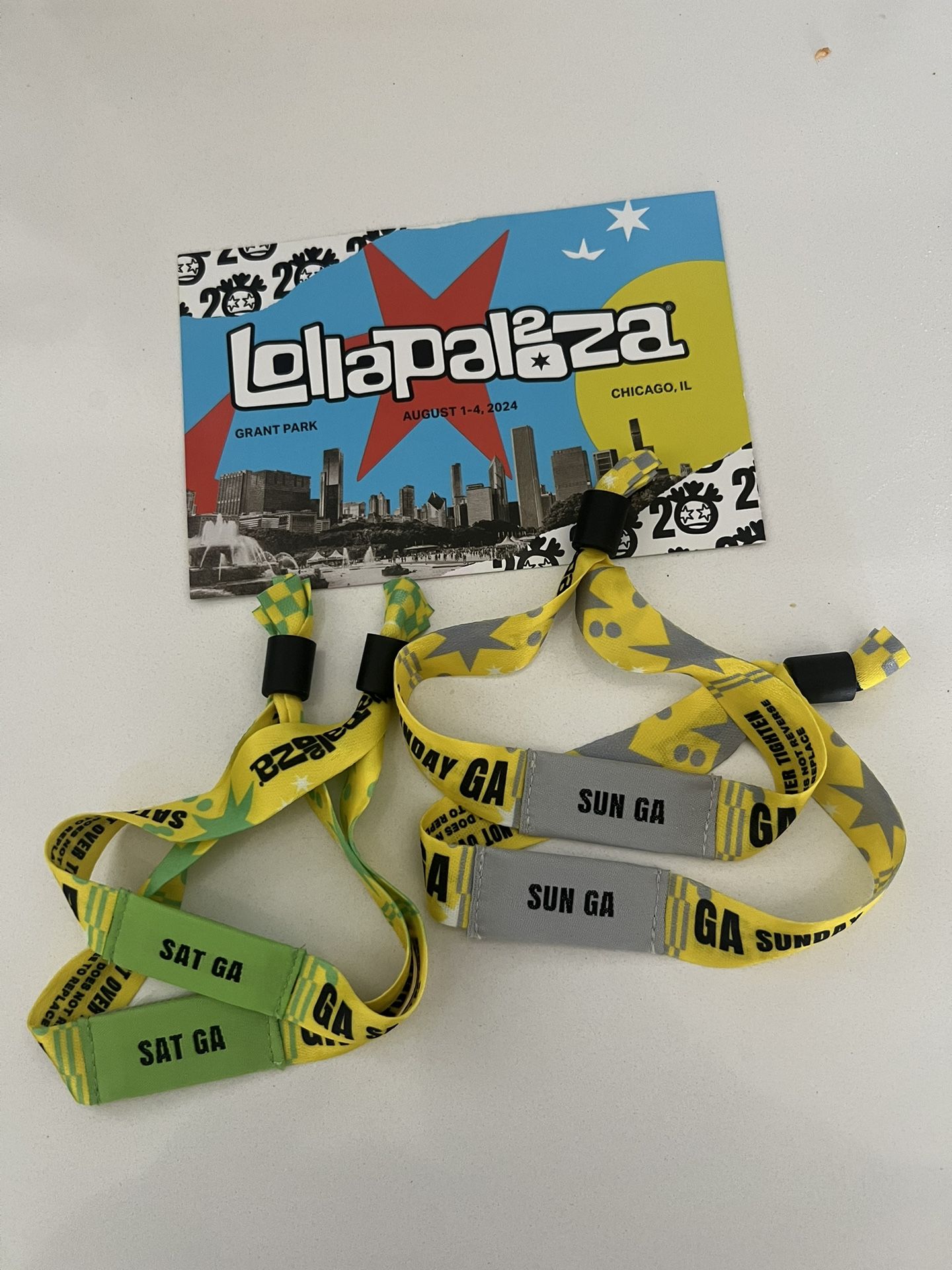 Lollapalooza Saturday & Sunday for Sale in Chicago, IL - OfferUp