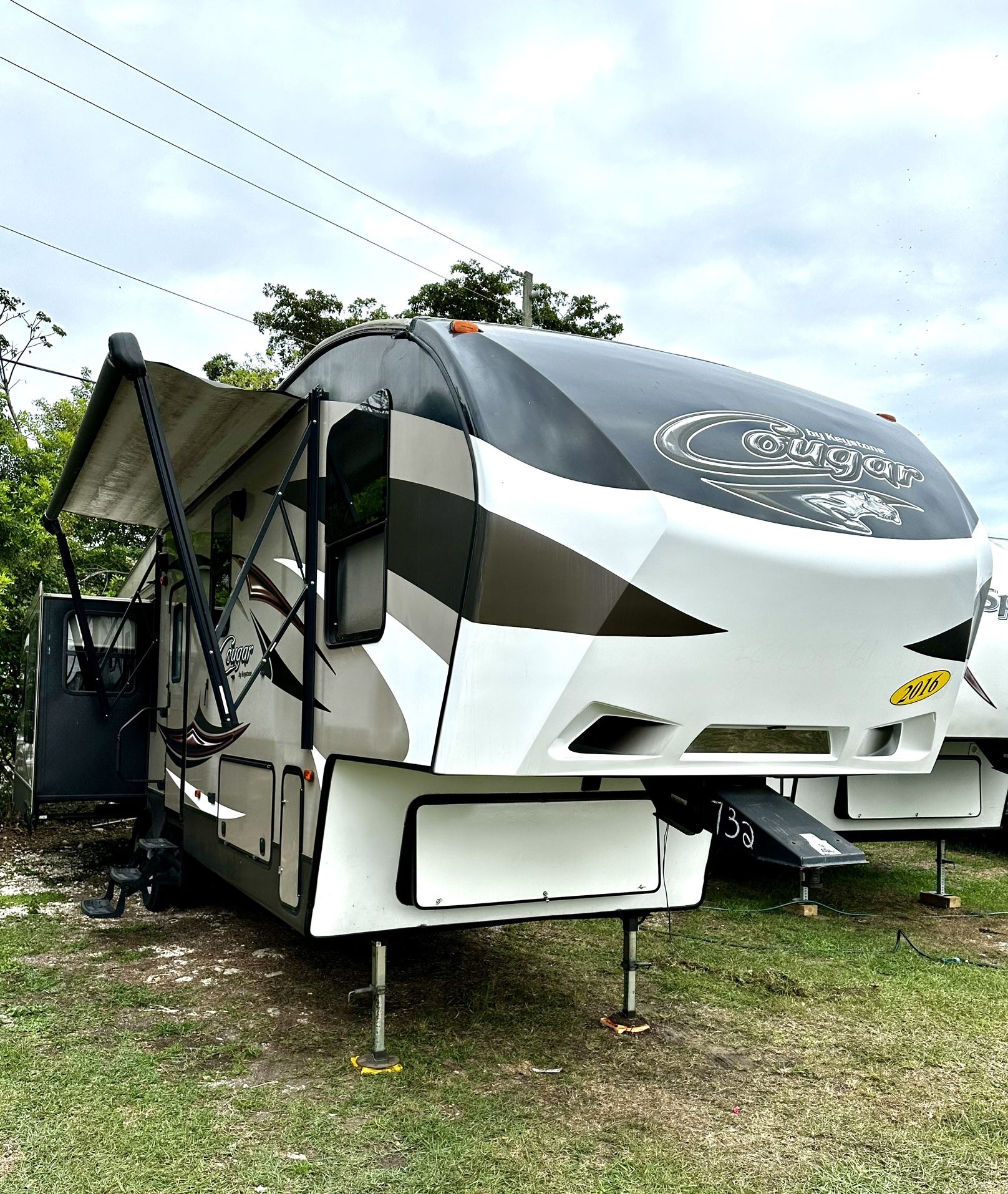 2016 Cougar Rv For Sale for Sale in Miami, FL - OfferUp